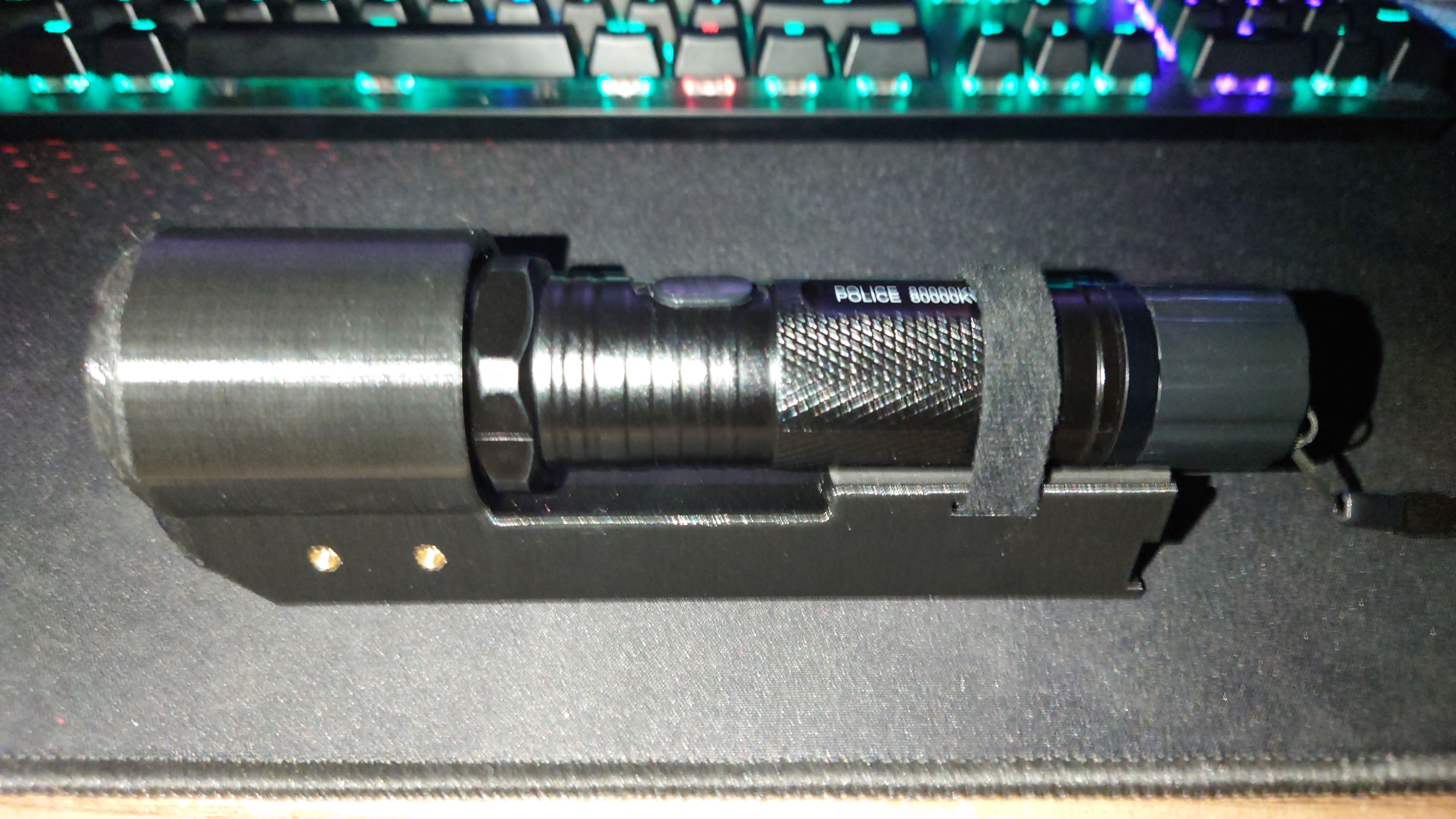 Torch-taser belt holster by Dominik Chuchlík | Download free STL model ...