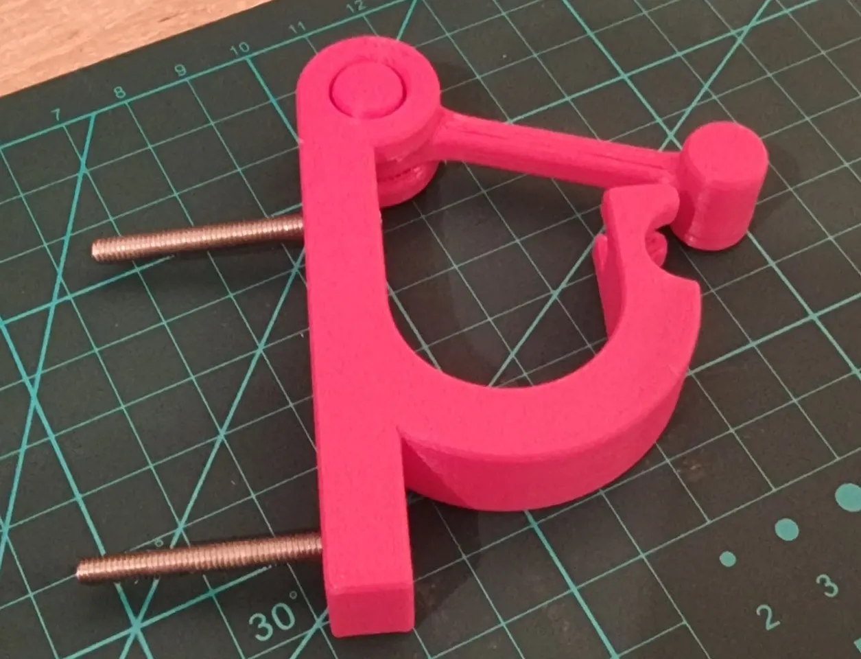 Wall Clip by Derrough | Download free STL model | Printables.com