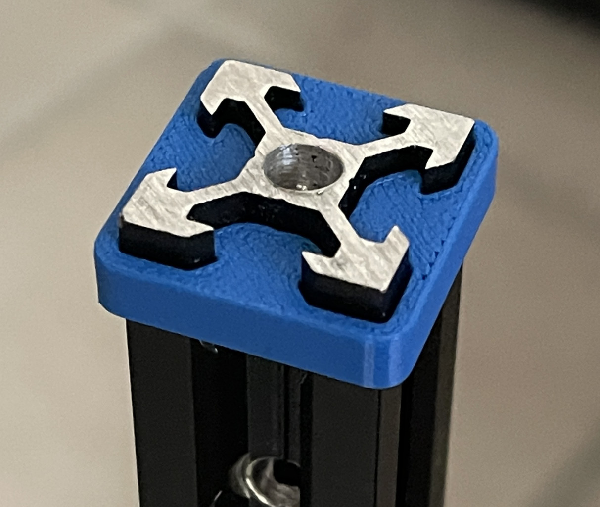 screwable base for 20x20 aluminum profiles par extrawitz | Téléchargez ...