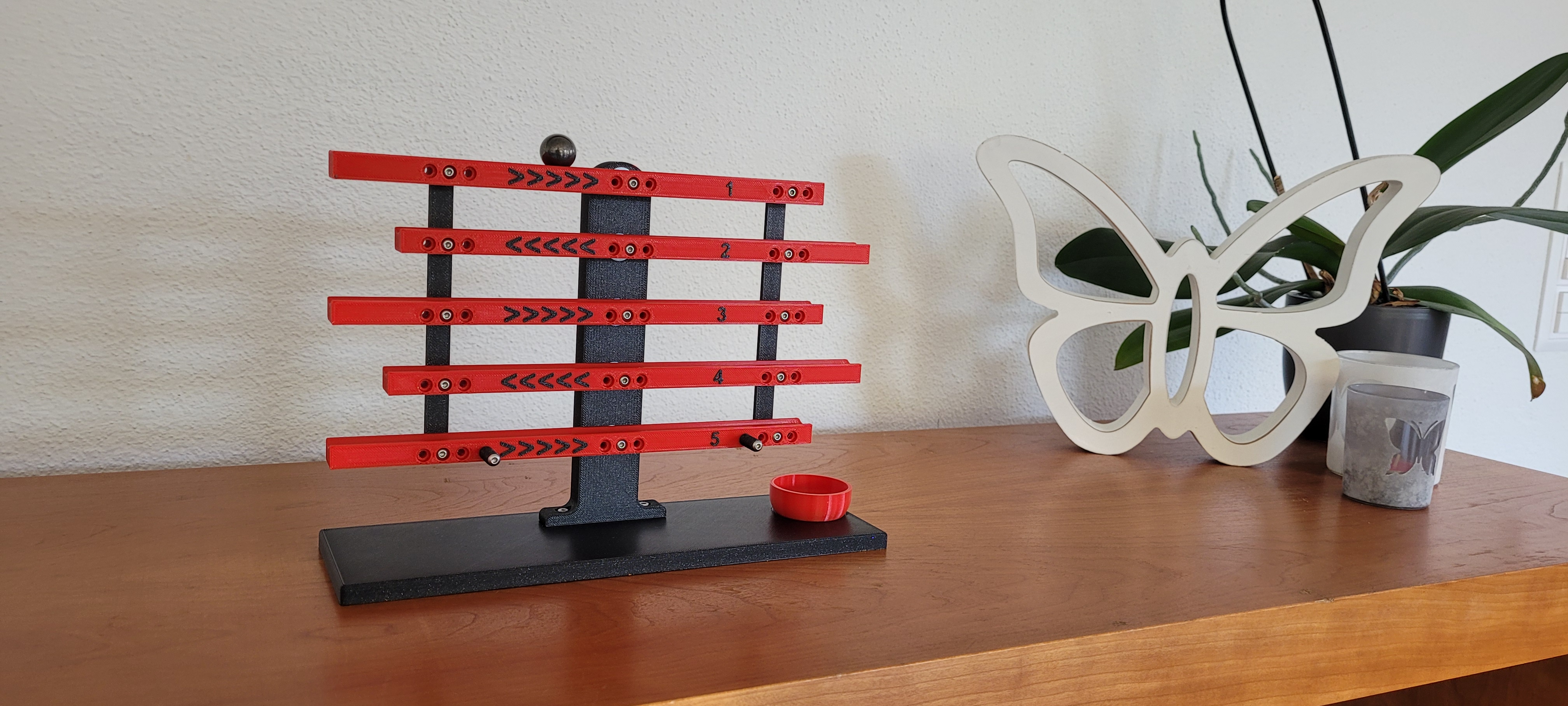 Skill game with a ball and cascading rails by BINGOBRICKS | Download ...