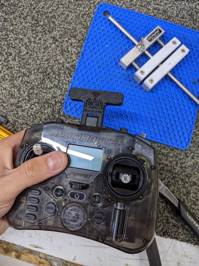 Radiomaster Pocket 2.4 ELRS antenna case by P.I.Engineer | Download ...