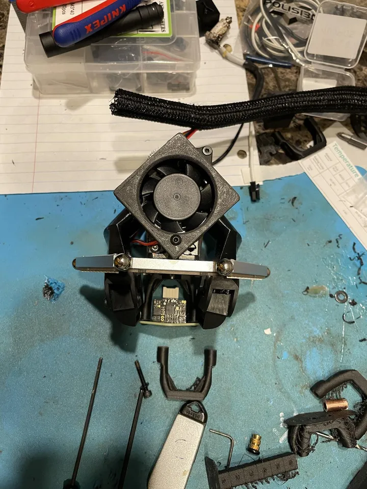 v400 Beacon/Cartographer ABL Mount by Lepresean | Download free STL ...