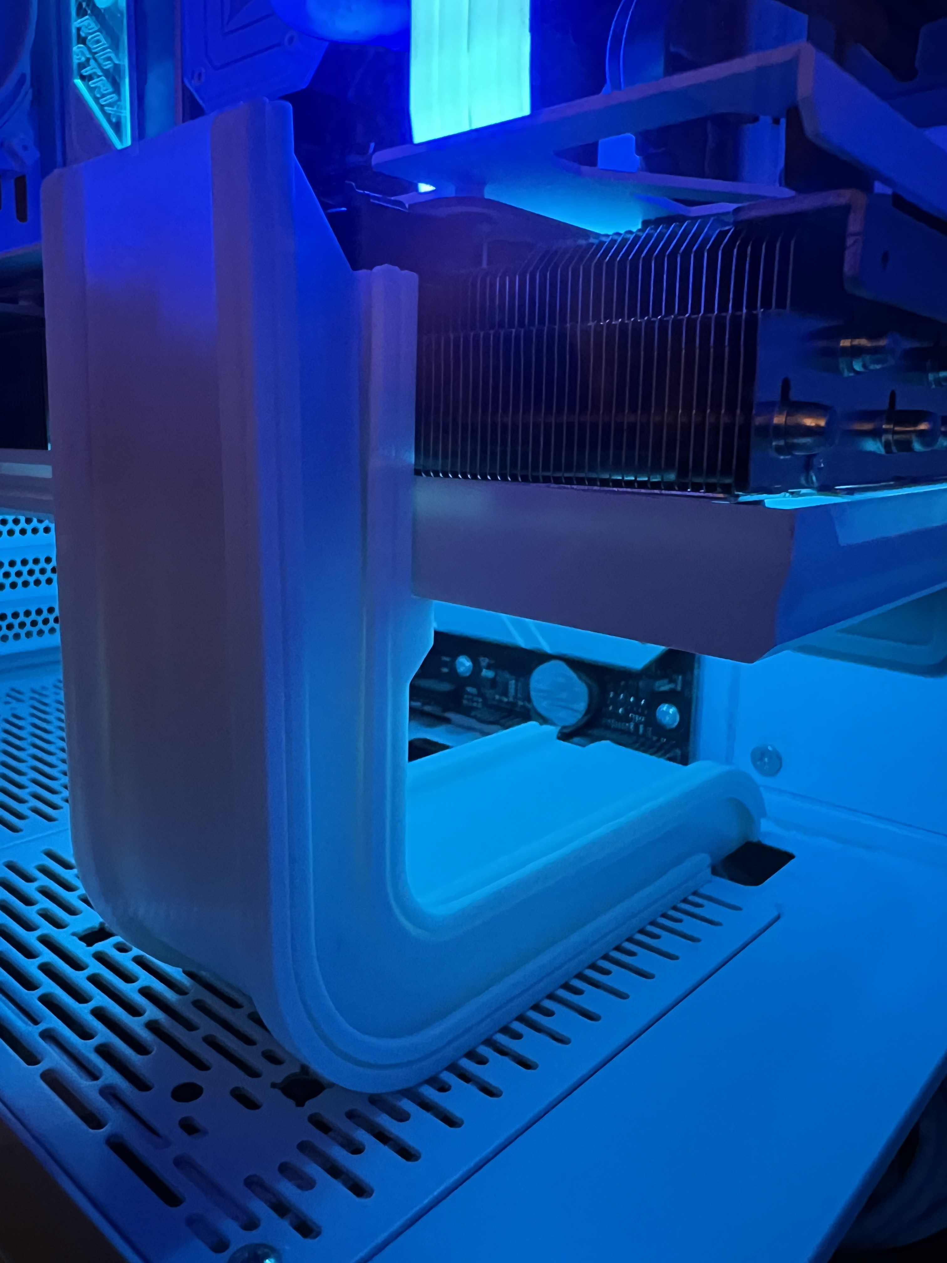 GPU Power Cable Guide With GPU Stand by Roy | Download free STL model ...