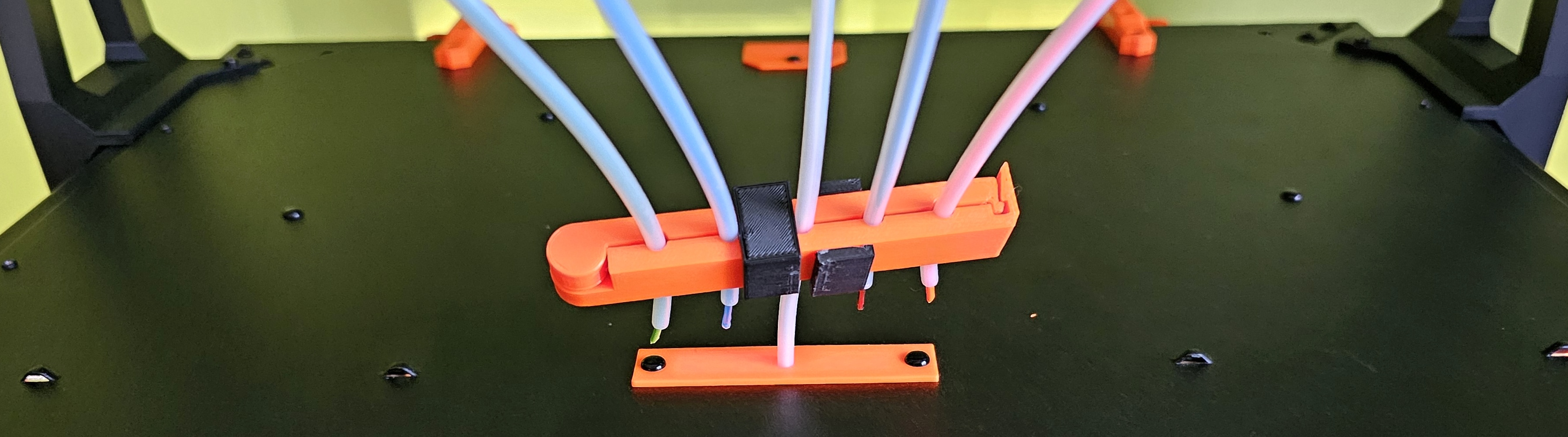 Enclosure filament PTFE feed by Navara | Download free STL model ...