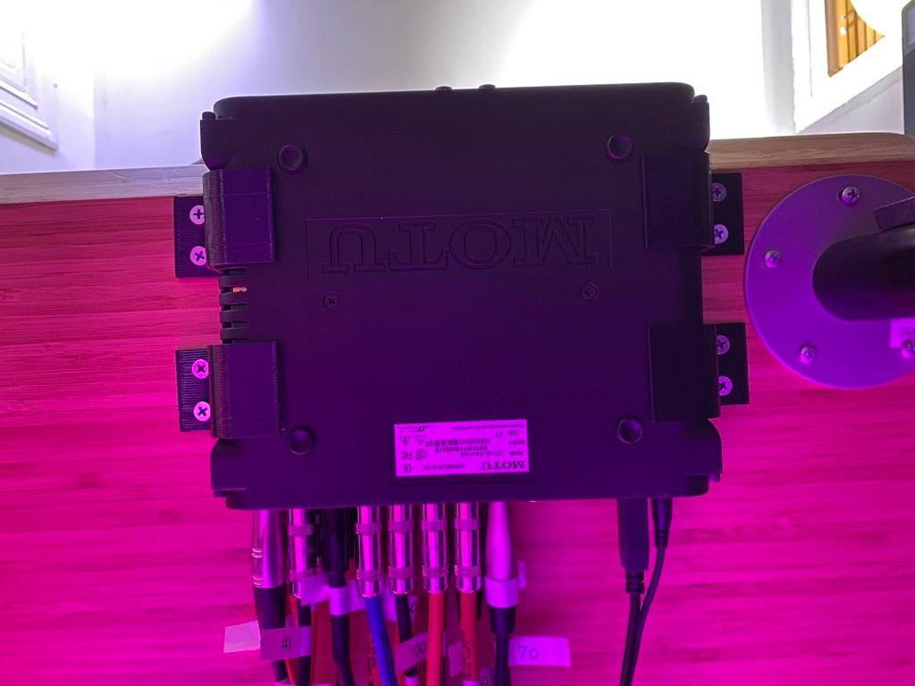 MOTU UltraLite Audio Interface Under Desk Mounting Bracket von ...
