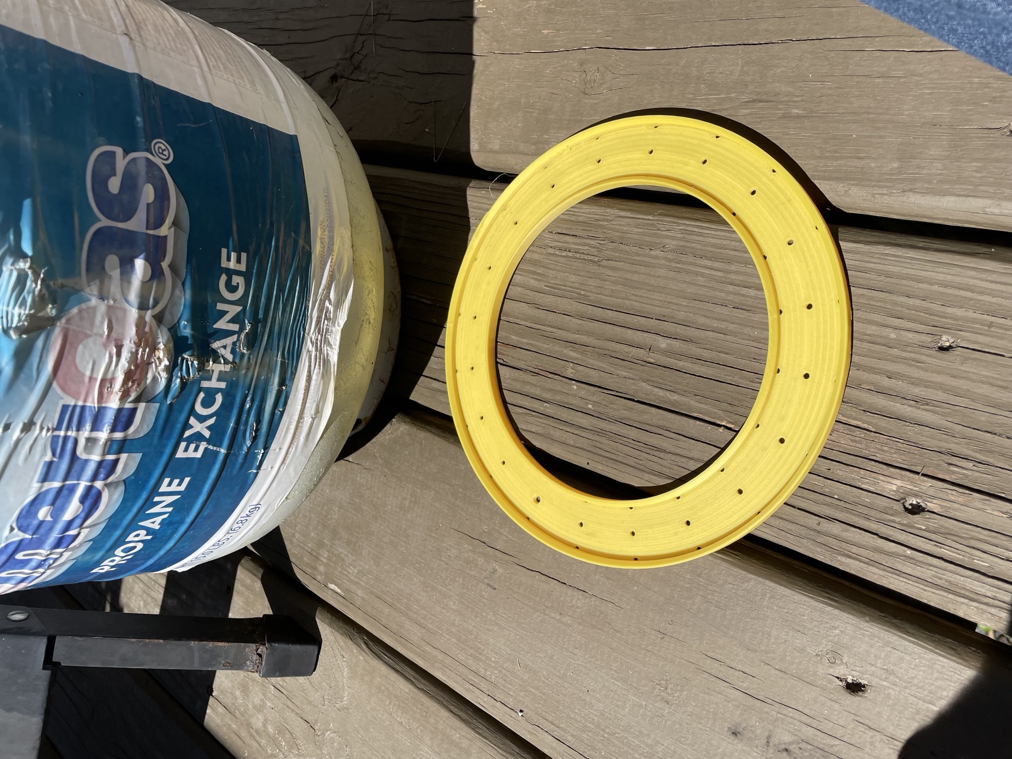 Propane Tank Ring Stand with Drainage by EpicMount | Download free STL ...