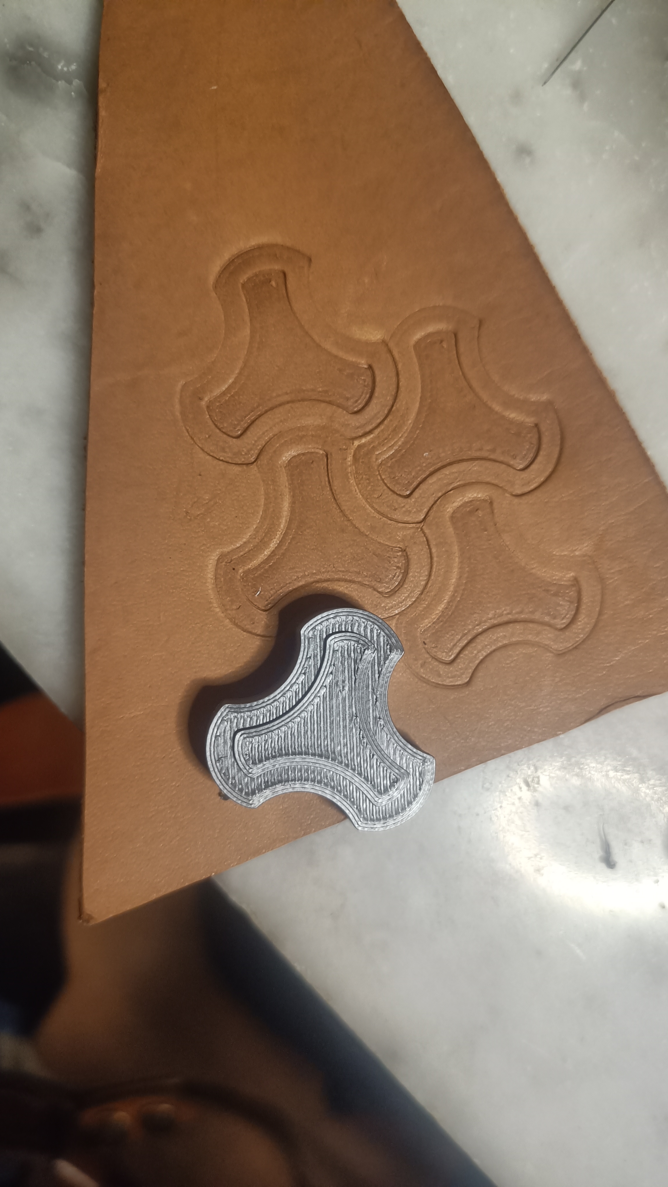 Leather stamp - Shield by kollonkuri | Download free STL model ...