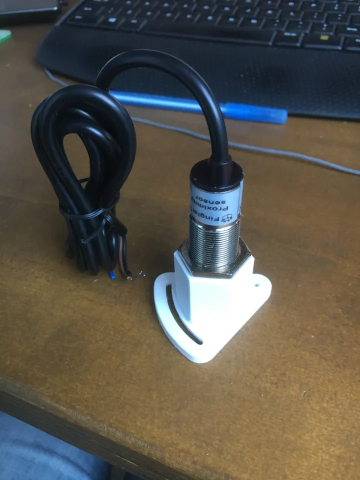 Water meter inductive sensor bracket by Erik | Download free STL model ...