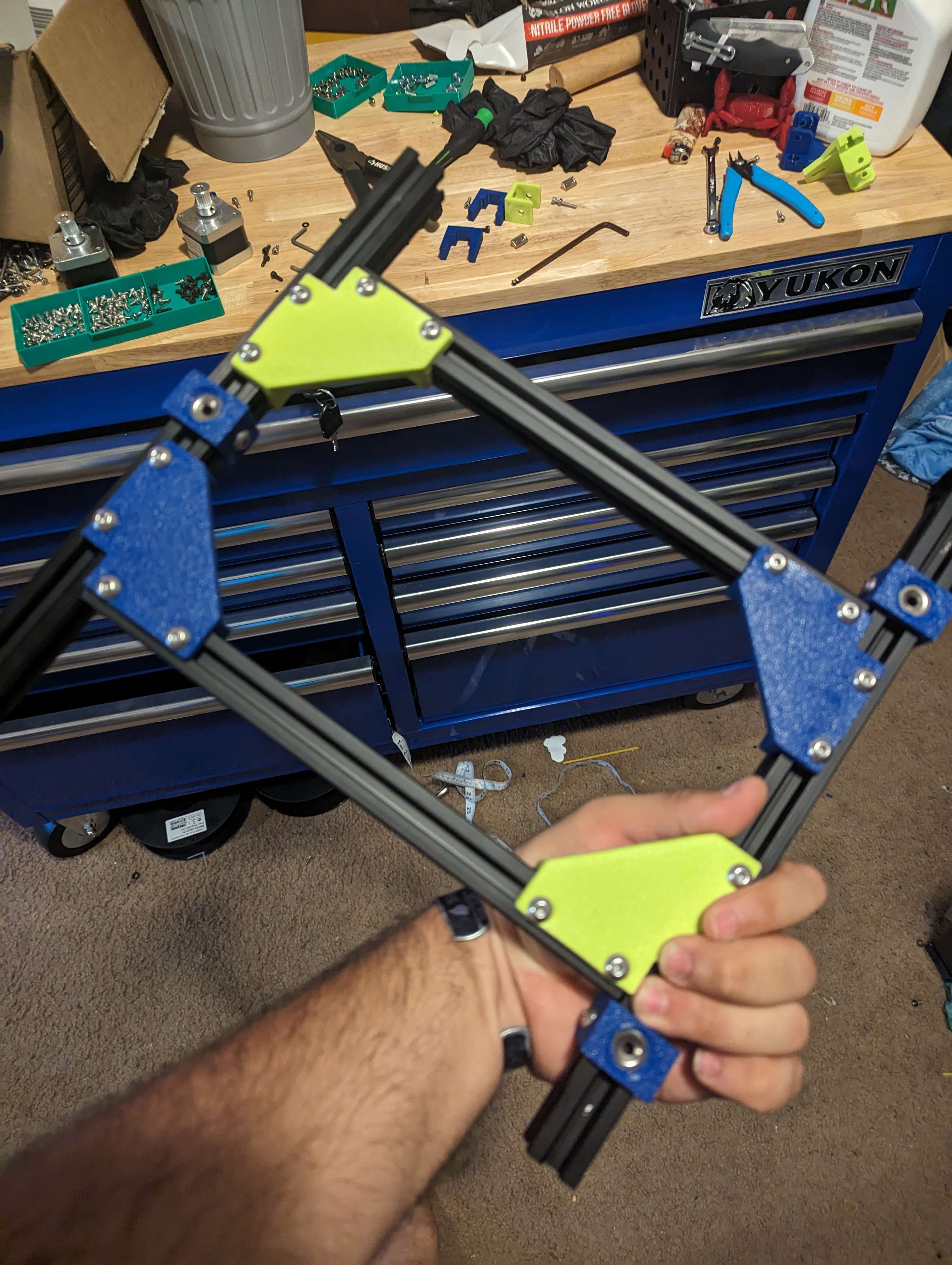 BugBu Independent Z by Rahmah12 | Download free STL model | Printables.com