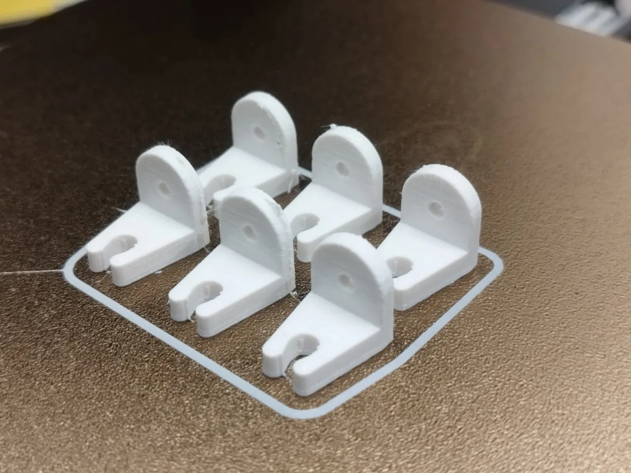 Holder for jalousie by Michal Fiala | Download free STL model ...