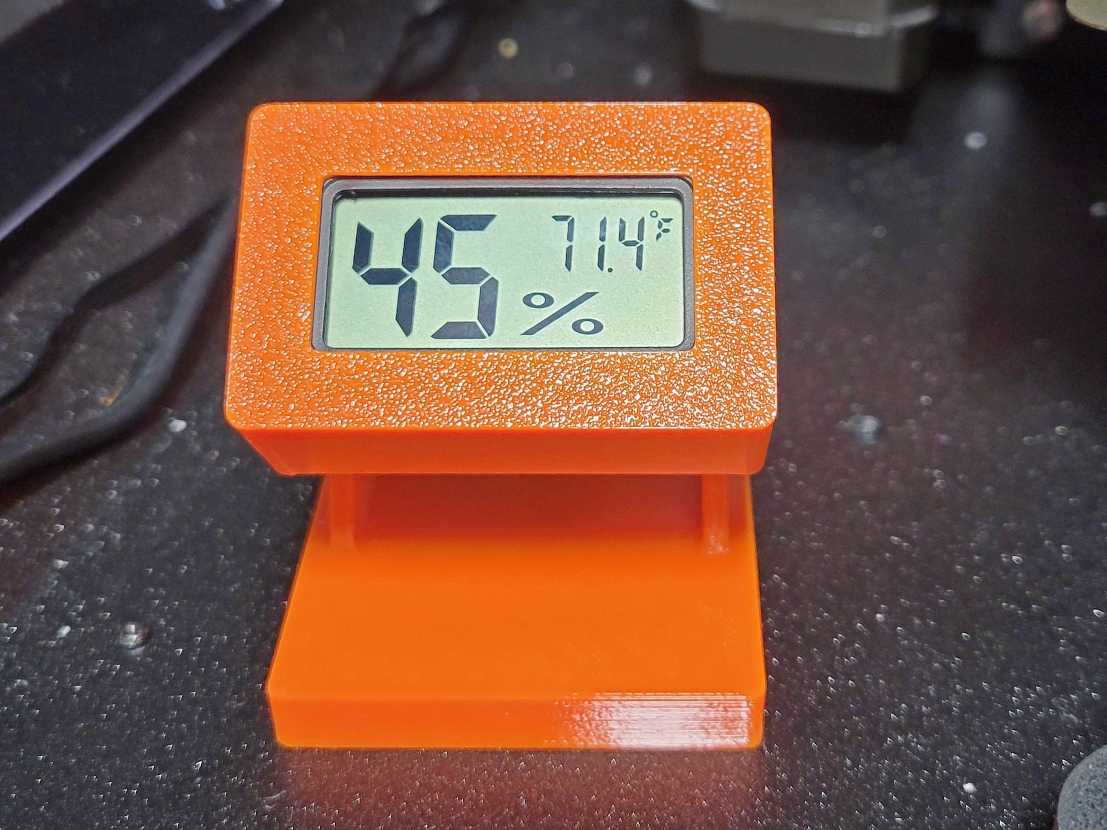 Swiveling Hygrometer Holder by Phil Caruso | Download free STL model ...