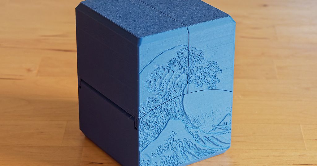 Blue 100 Card (Commander) Geared Deck Box With Magnetic Latch by Martin ...