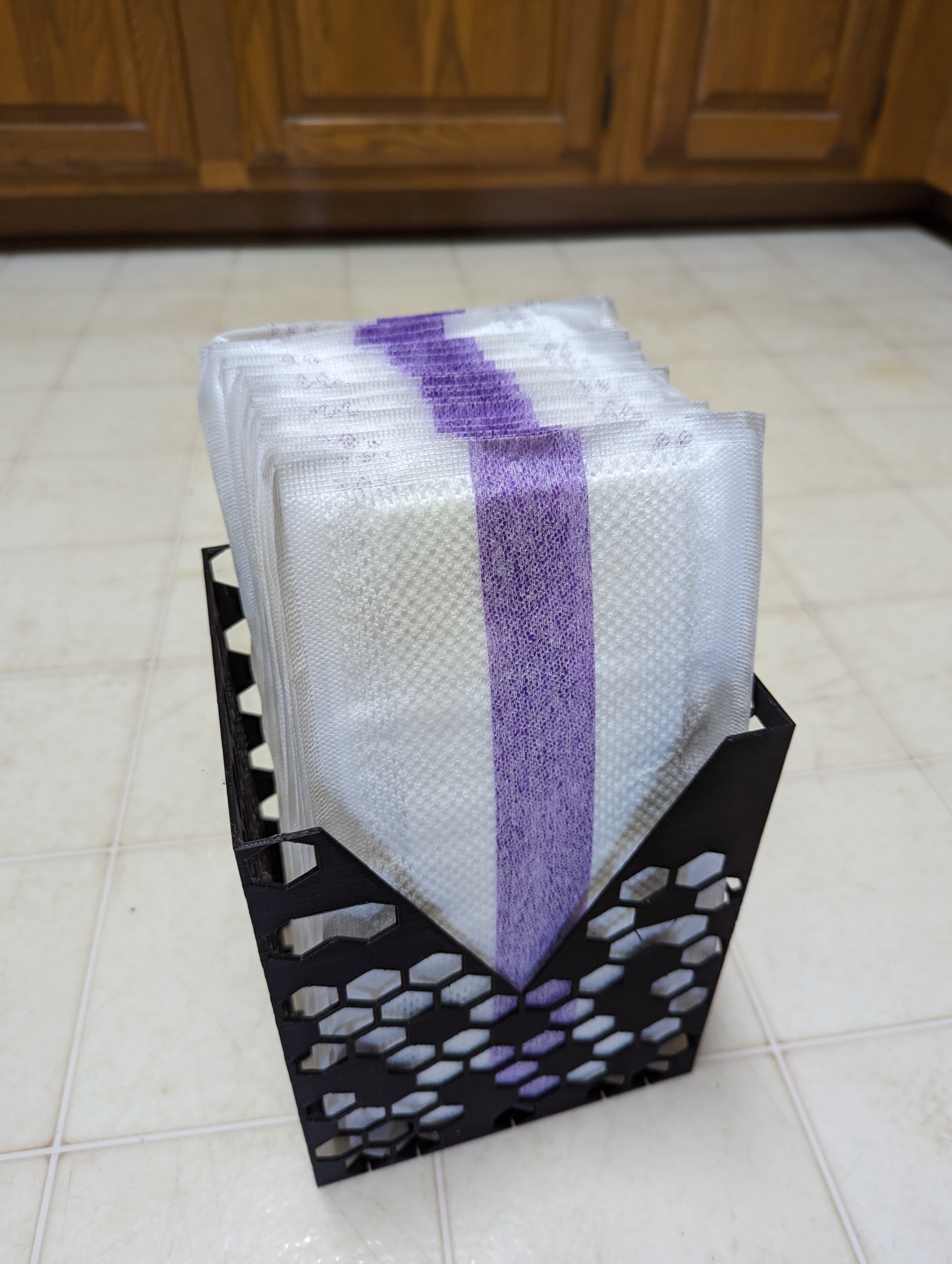 Swiffer Pads Holder by Brett Hampton | Download free STL model ...