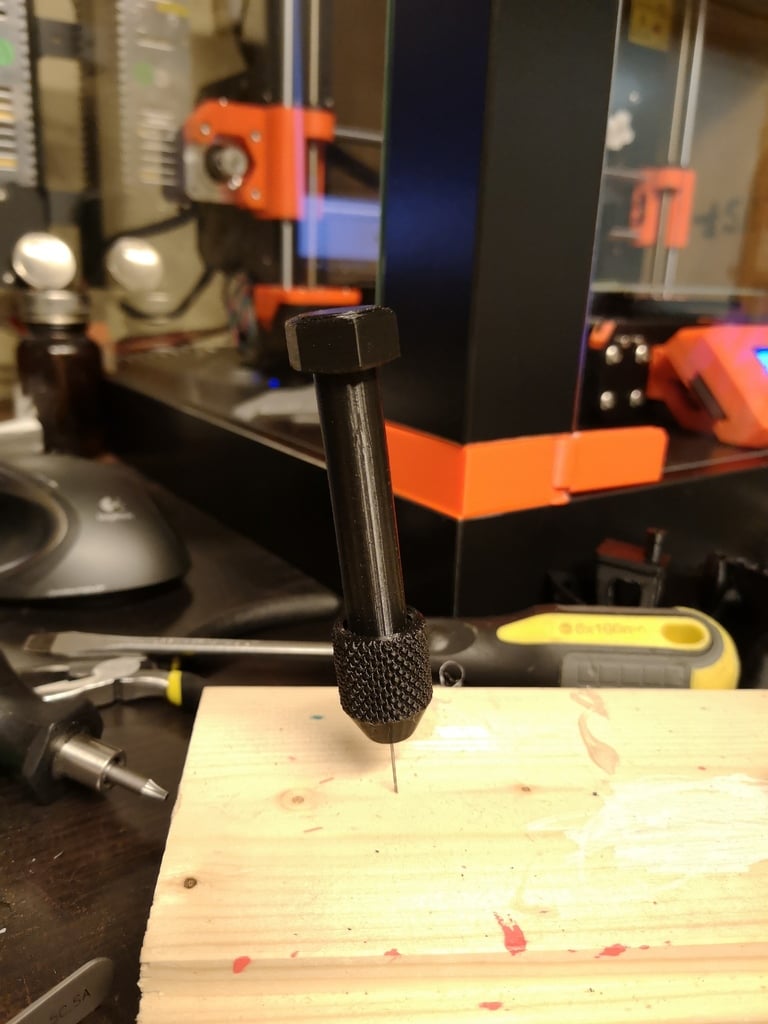 Pin vise for small drills/reamers by Pontus K | Download free STL model ...