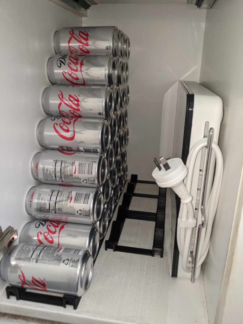 Interlocking Modular Cola/Beer/Soda Can Stand by sstteevvee | Download ...