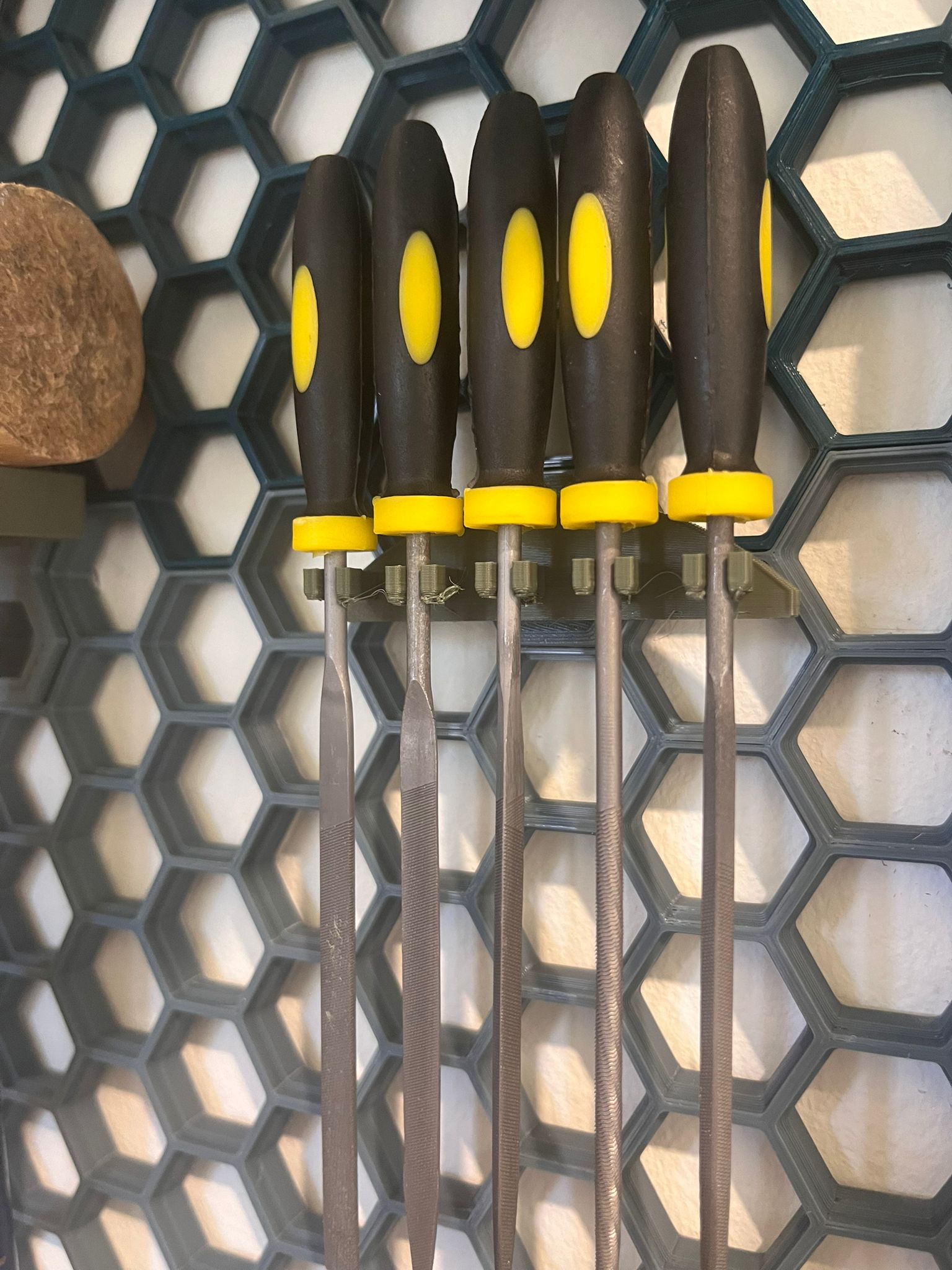 Honeycomb wall needle file holder by YB | Download free STL model ...