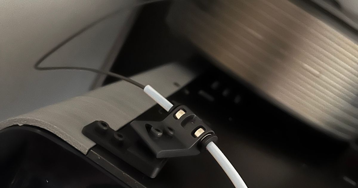 Bambu Lab P1P/P1S Bracket for PTFE connector with enclosure by ...