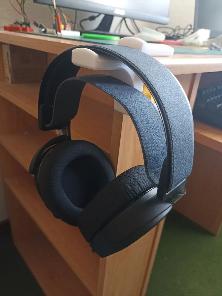 Headset Hanger by belittlemaker | Download free STL model | Printables.com
