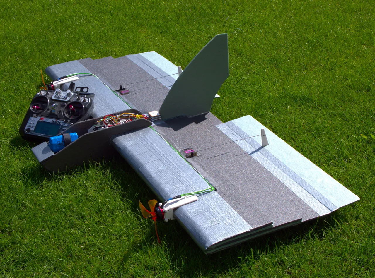 RC Plane (Ardupilot Flying Plank / Flying Wing) by Basement Creations ...