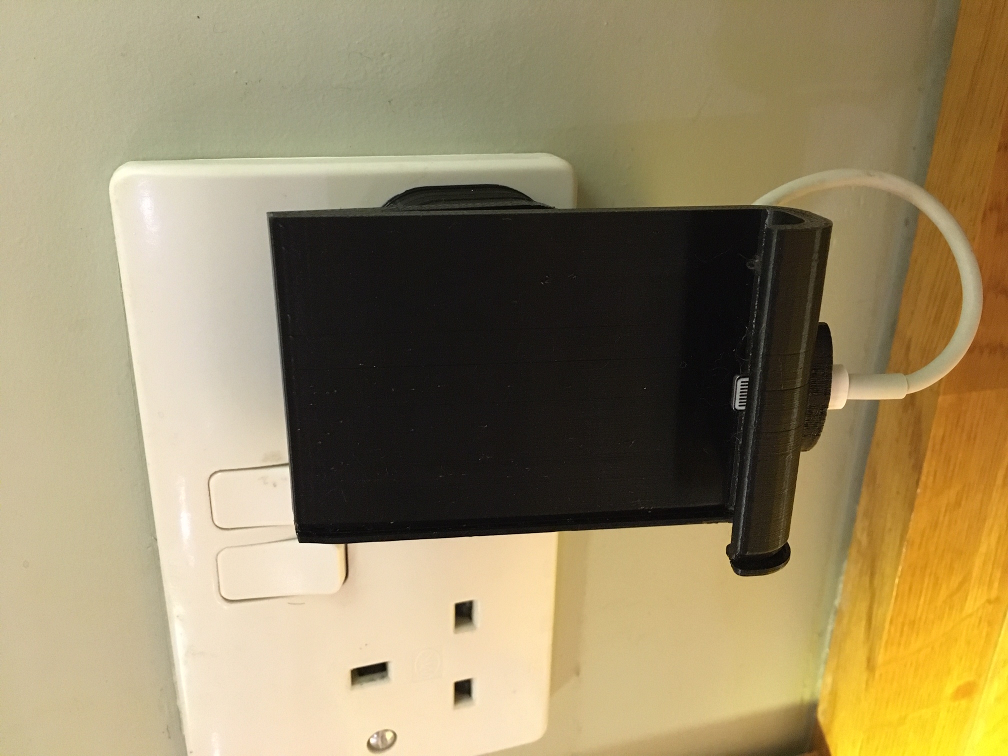 Phone charger organiser made for I phone 6s by Chris | Download free ...