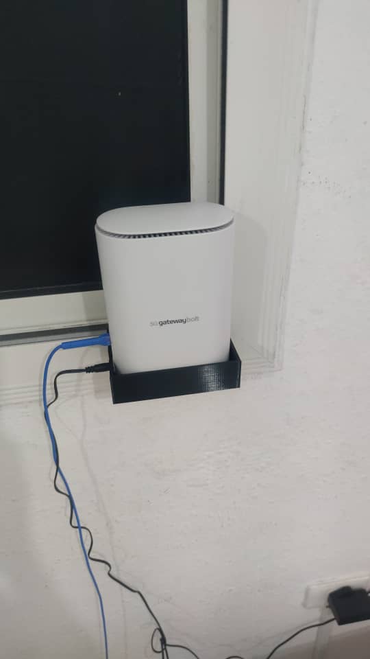 Modem Holder MC801A1 ZTE by Anas Msba | Download free STL model ...