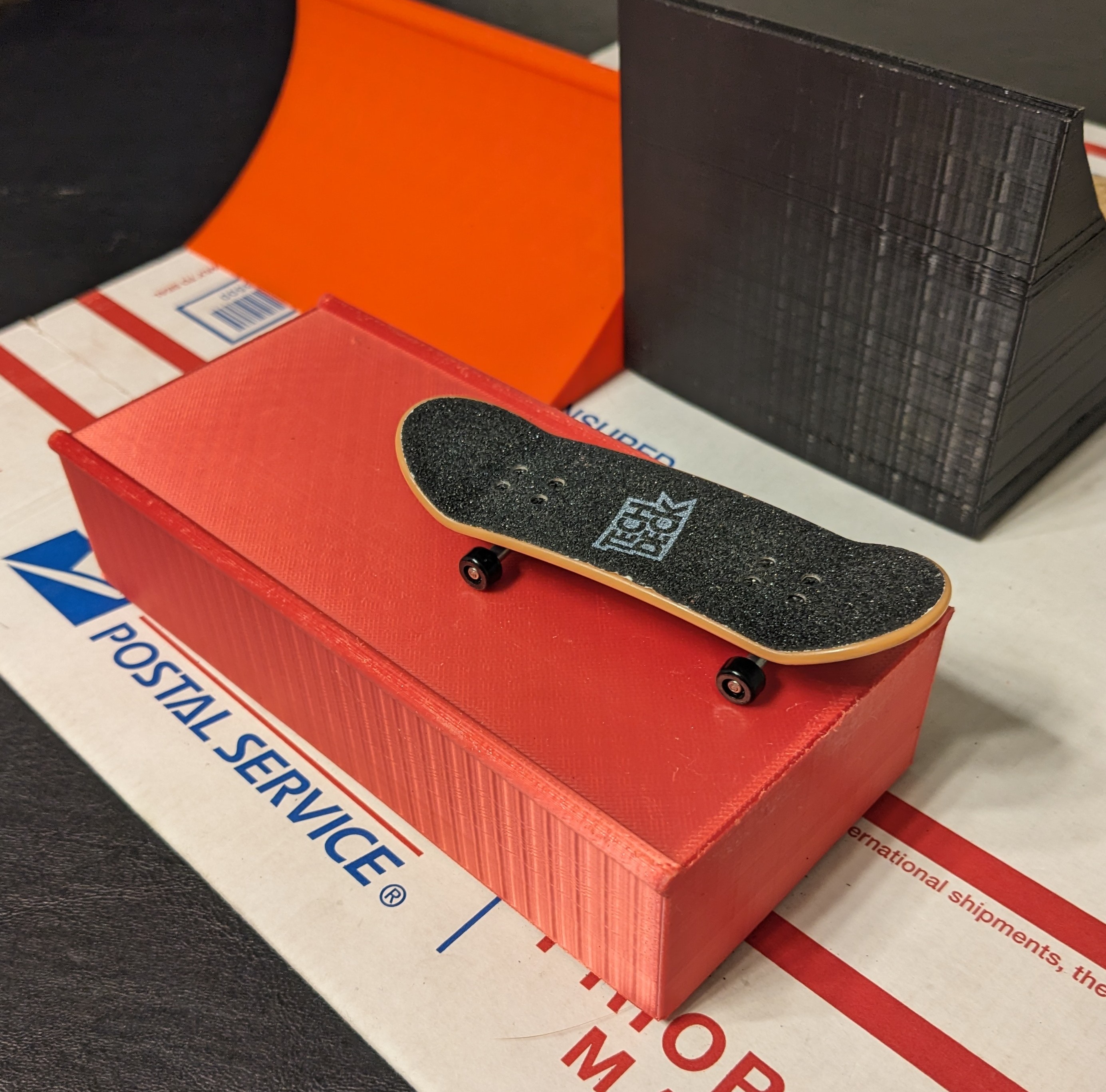 Fingerboard/Tech Deck grind box by George? | Download free STL model ...