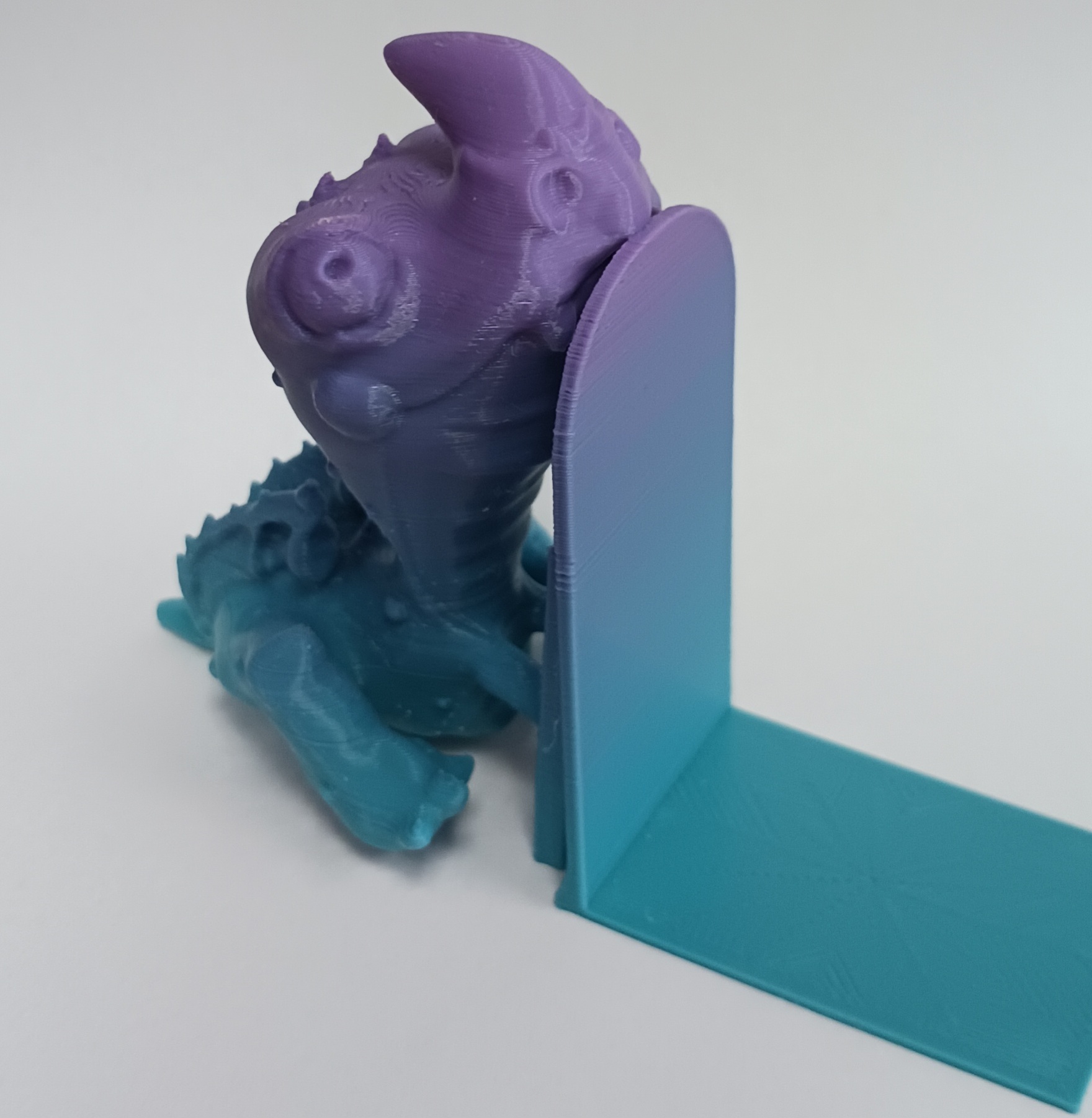Cute Dragon Bookend by Jwalkn | Download free STL model | Printables.com