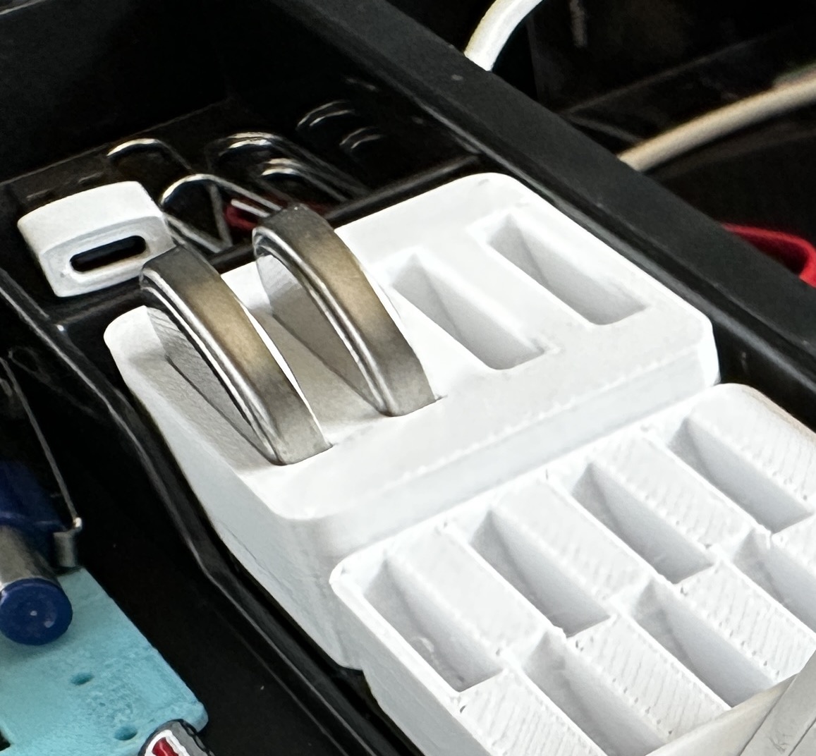 CR2450 Gridfinity Battery holder by robthewinner | Download free STL ...