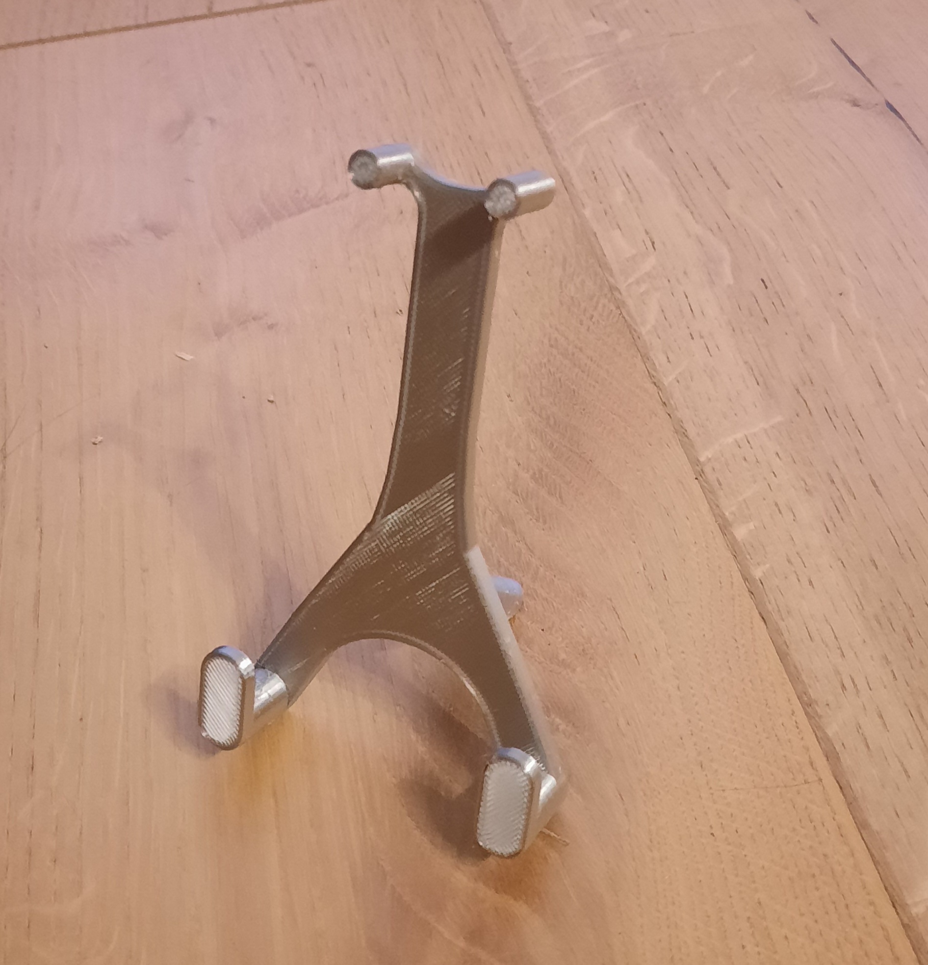 Guitar stand for a decorative strat guitar by Ein Baum | Download free ...