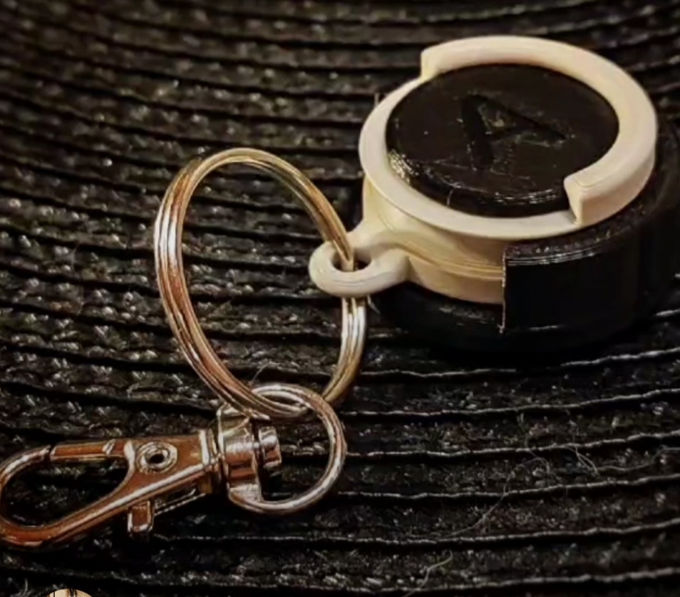 Mobile bottle cap holder by Tschuny | Download free STL model ...