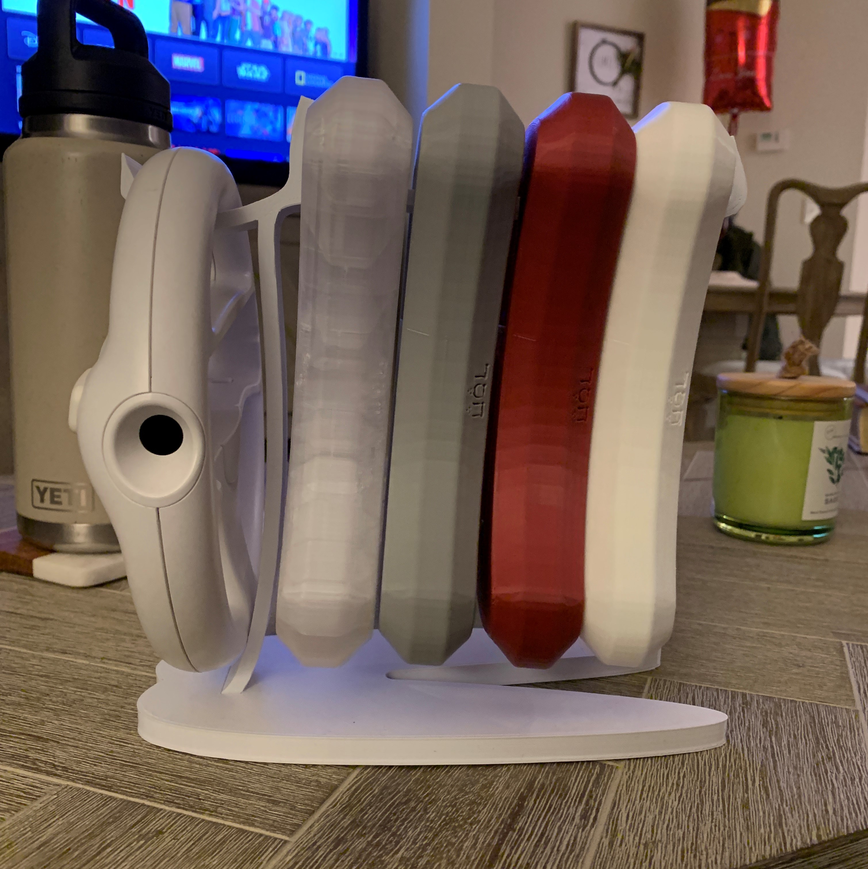 Wii Wheel Holder by Hesed | Download free STL model | Printables.com