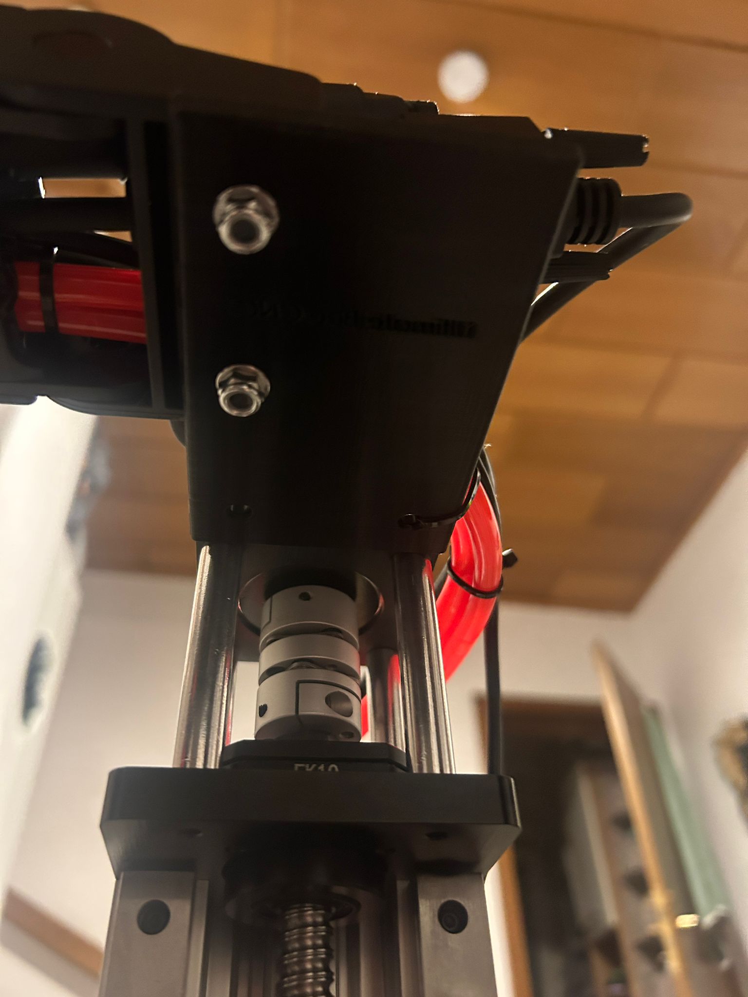 Ultimate Bee CNC / Cabel Chain Holder X-Axis by CNC24/7 | Download free ...