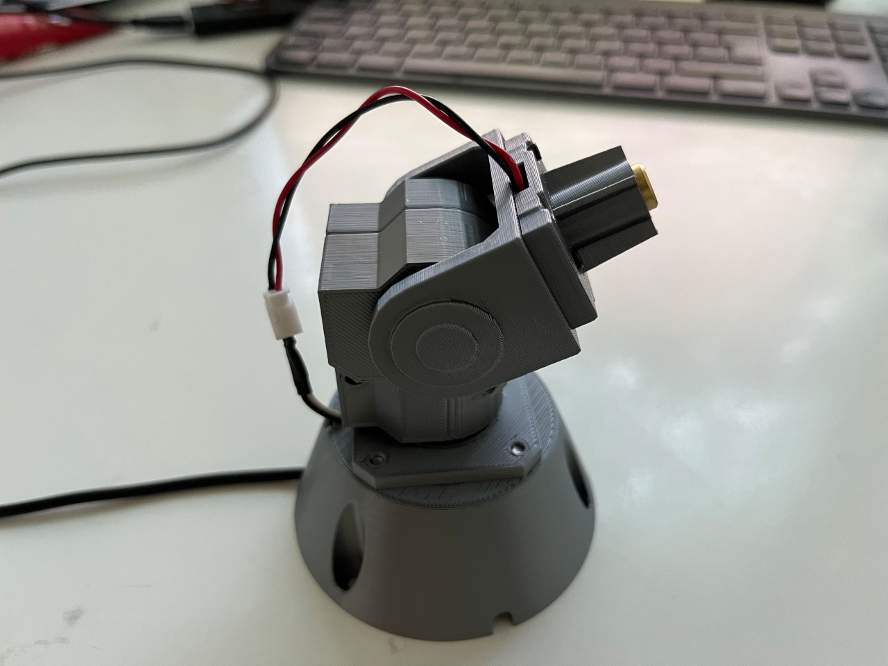 The CatOmater V 1.9 - A Cat automater? Maybe. Ceiling/Wall mounted cat ...