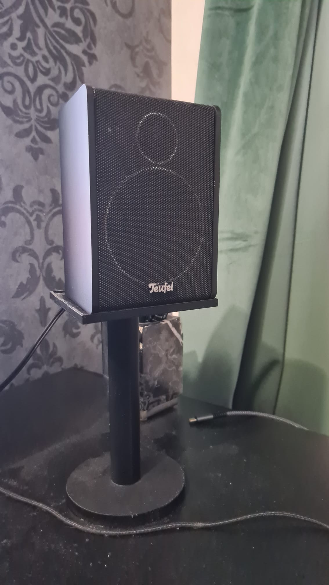 Teufel Concept C Stand by desmo_ | Download free STL model | Printables.com