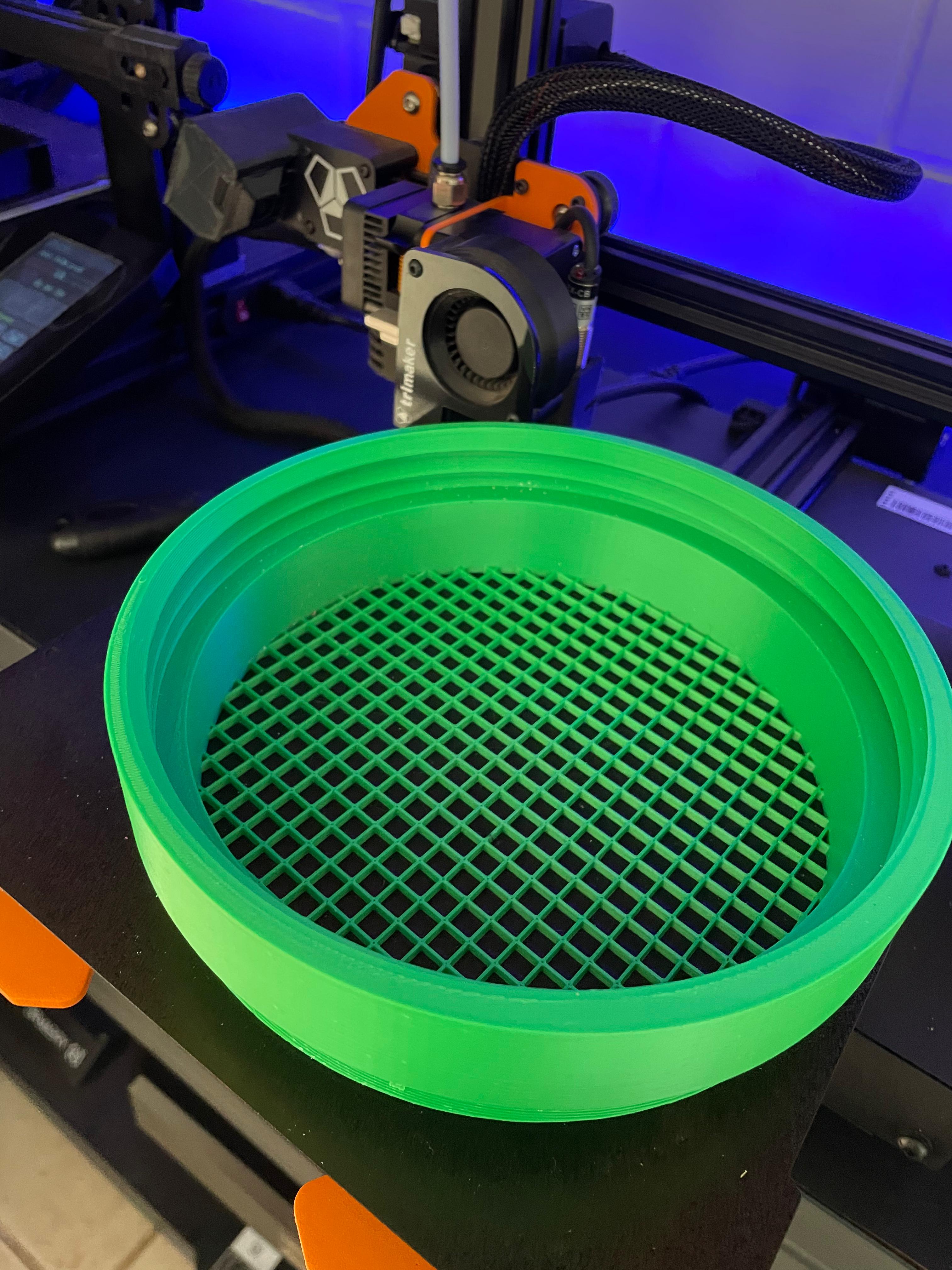 Stackable Modular Sifter with Extender and Base by Artífice3D ...