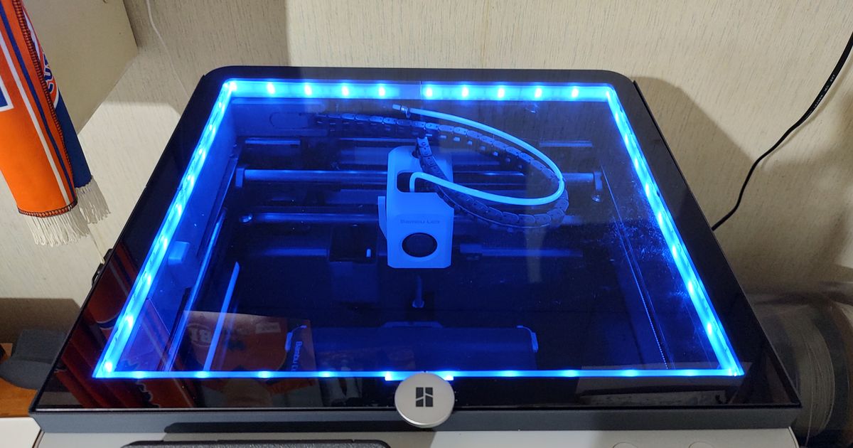 "Slide & open" led lid frame for Bambu printers von Smith82_ITA ...