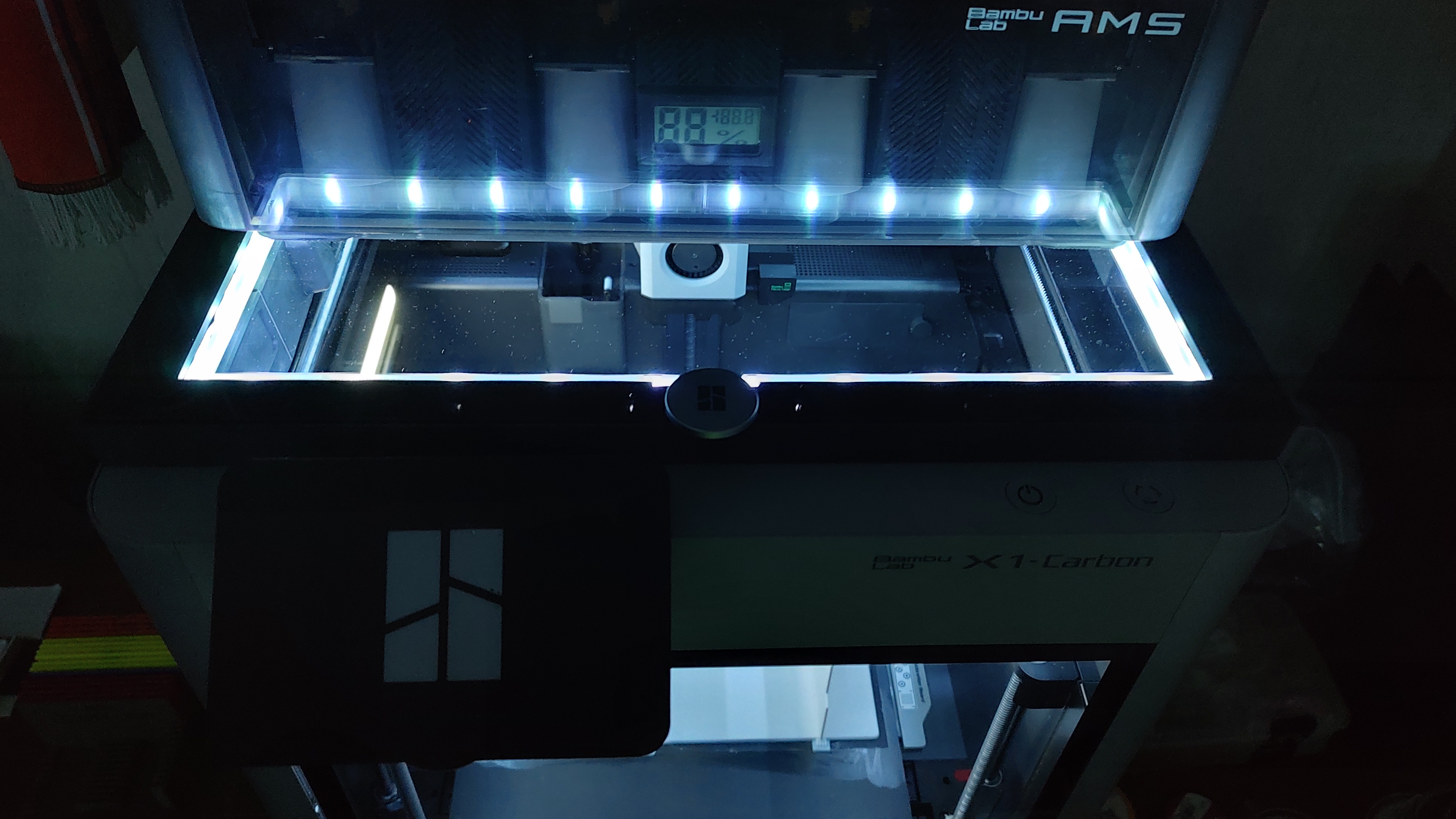 "Slide & open" led lid frame for Bambu printers von Smith82_ITA ...