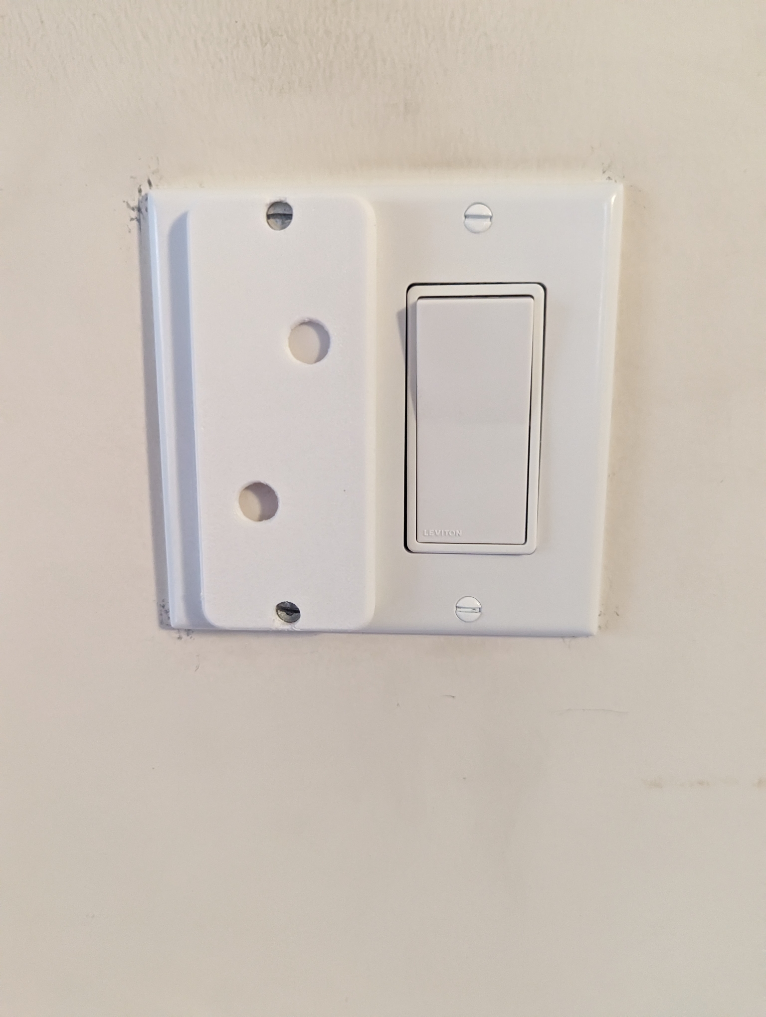 Decora Rocker/Toggle Switch Cover by Foden | Download free STL model ...