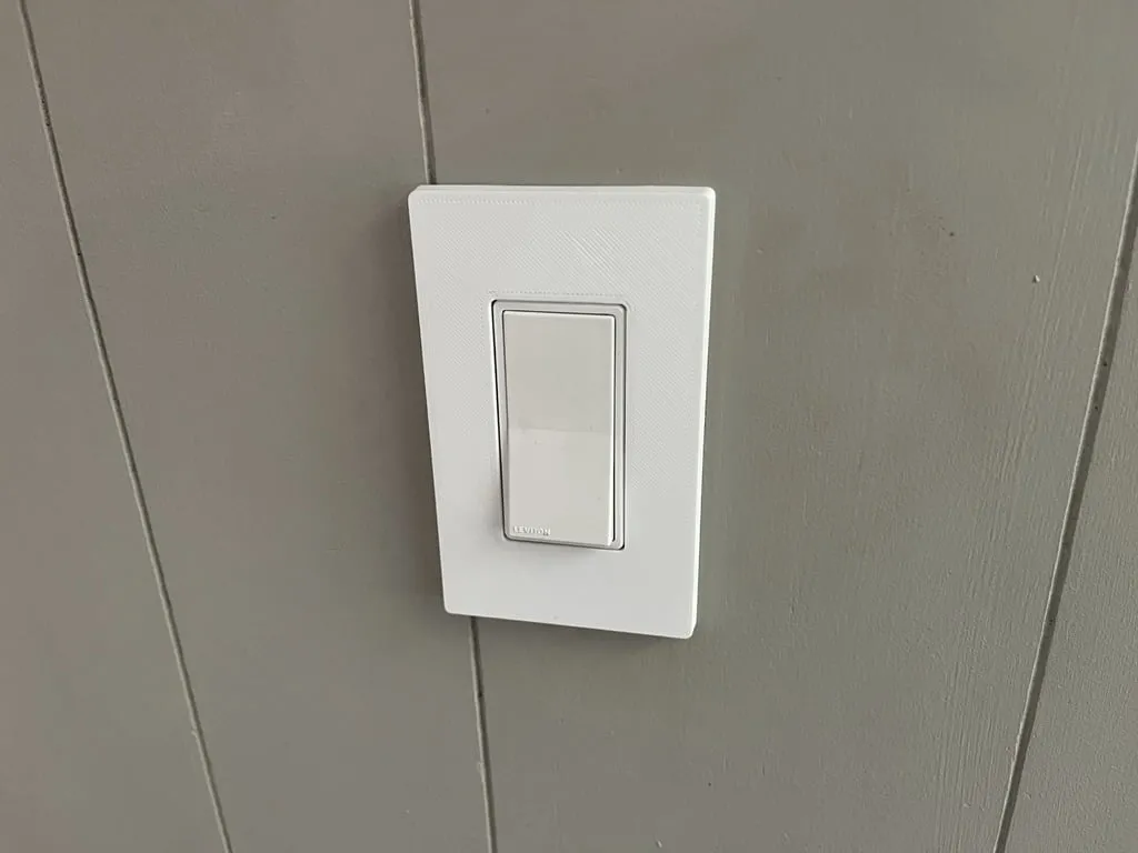 Decora Screwless Wall Plate Cover by Mark D | Download free STL model ...