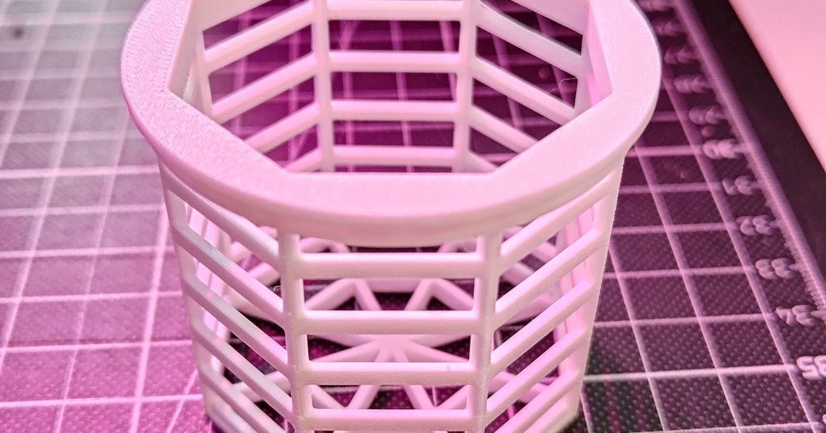 Durable Octagonal Net Cup by Dennisma | Download free STL model ...
