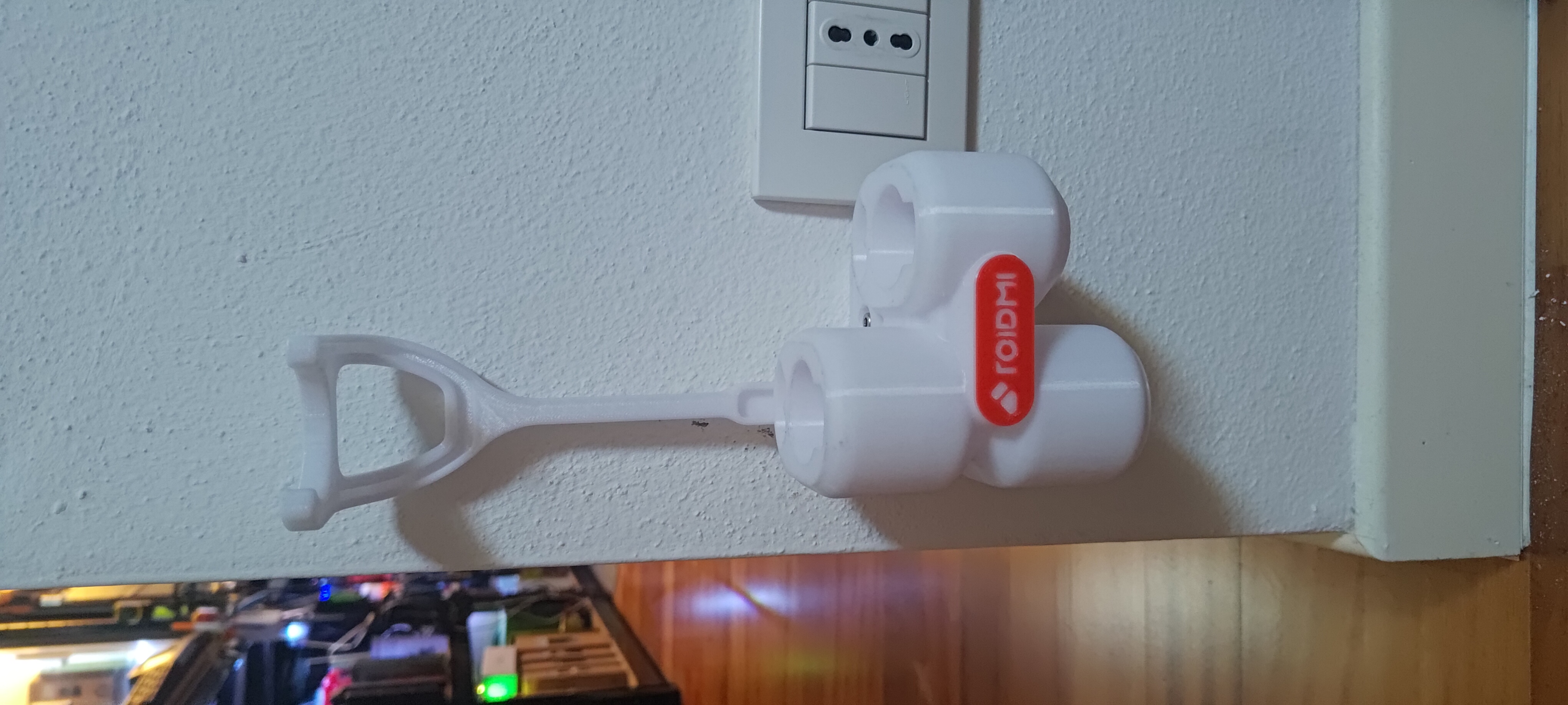 Roidmi Accessories Support by emazzarol | Download free STL model ...