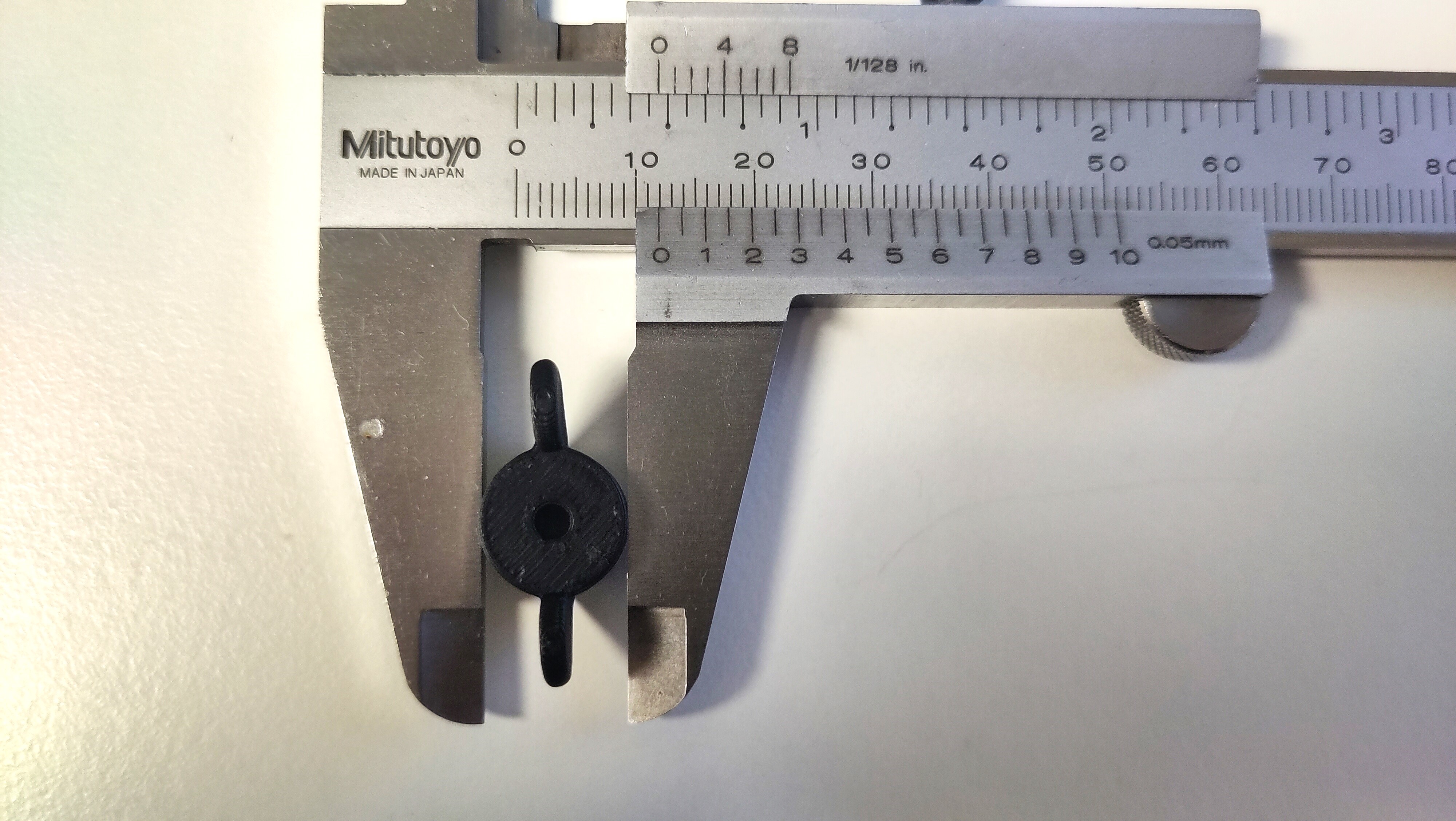 Wing Nut M3 with enclosed nut by Stopper | Download free STL model ...