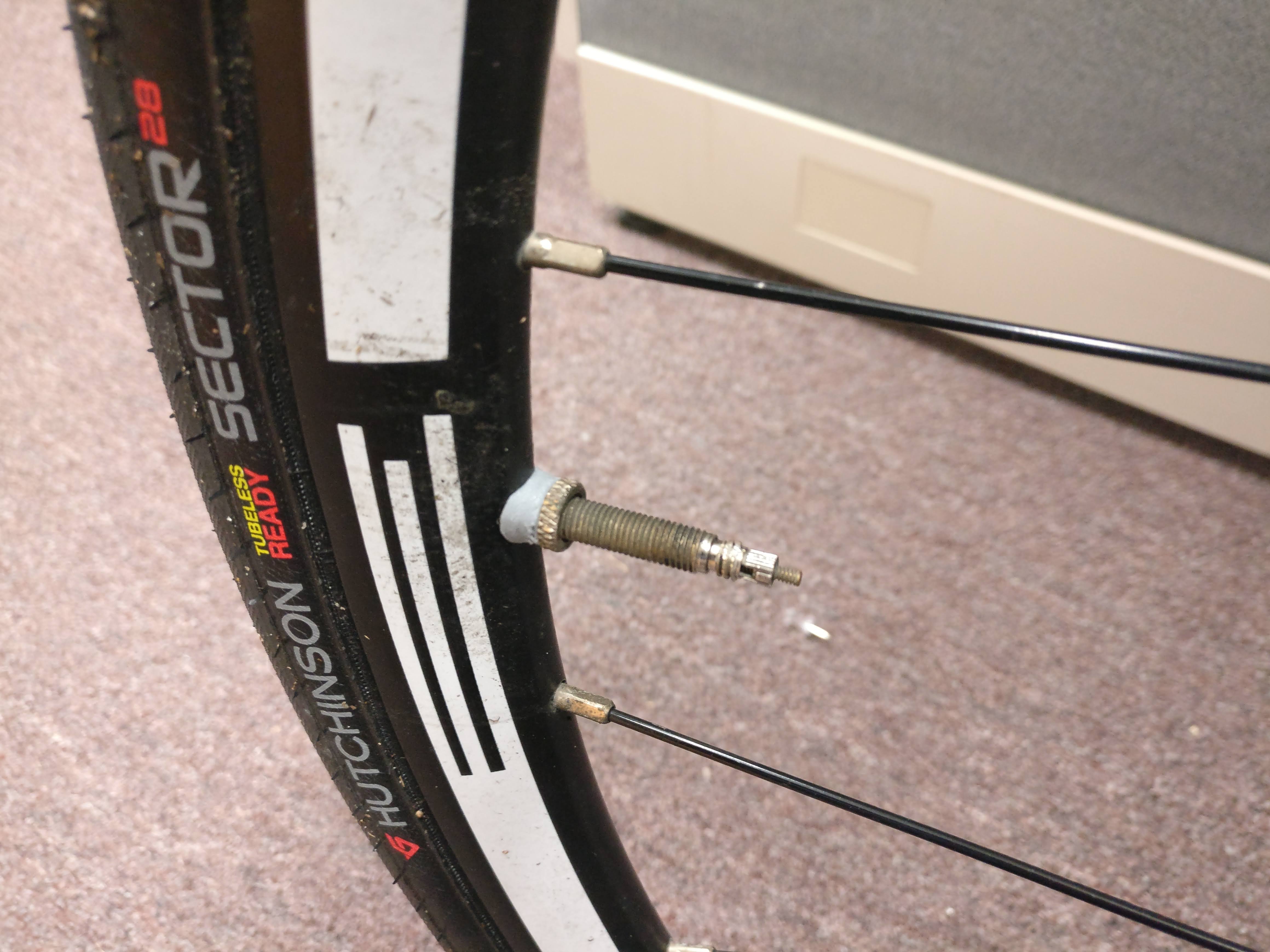 Presta valve rim adapter by kluong | Download free STL model ...
