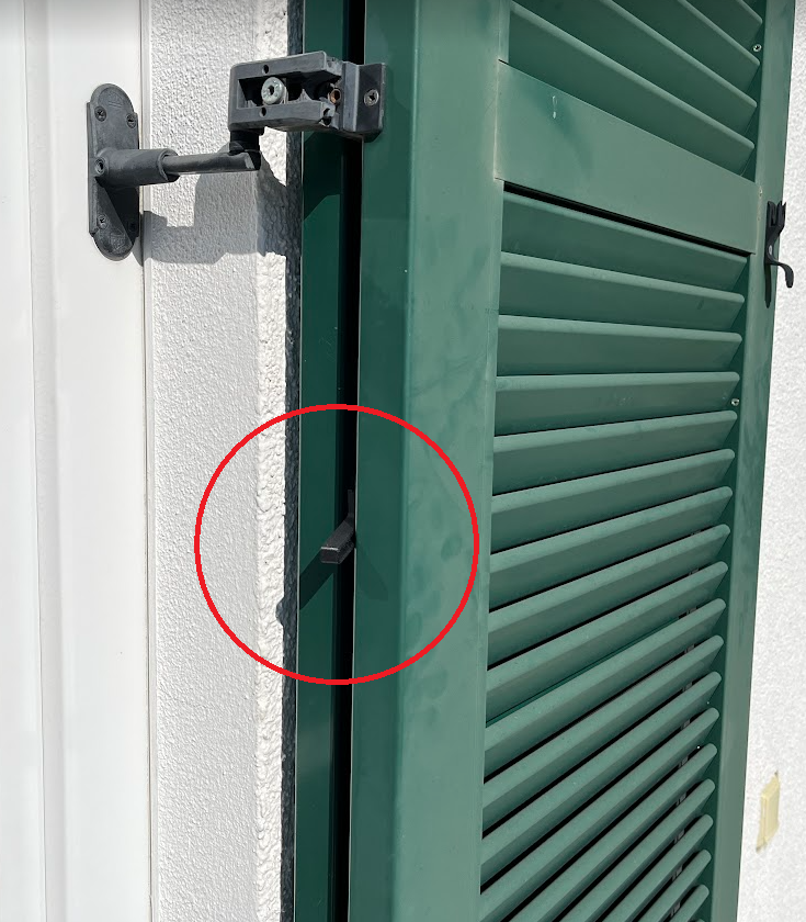 Maco Window Shutters Center Closure by roor77 | Download free STL model ...