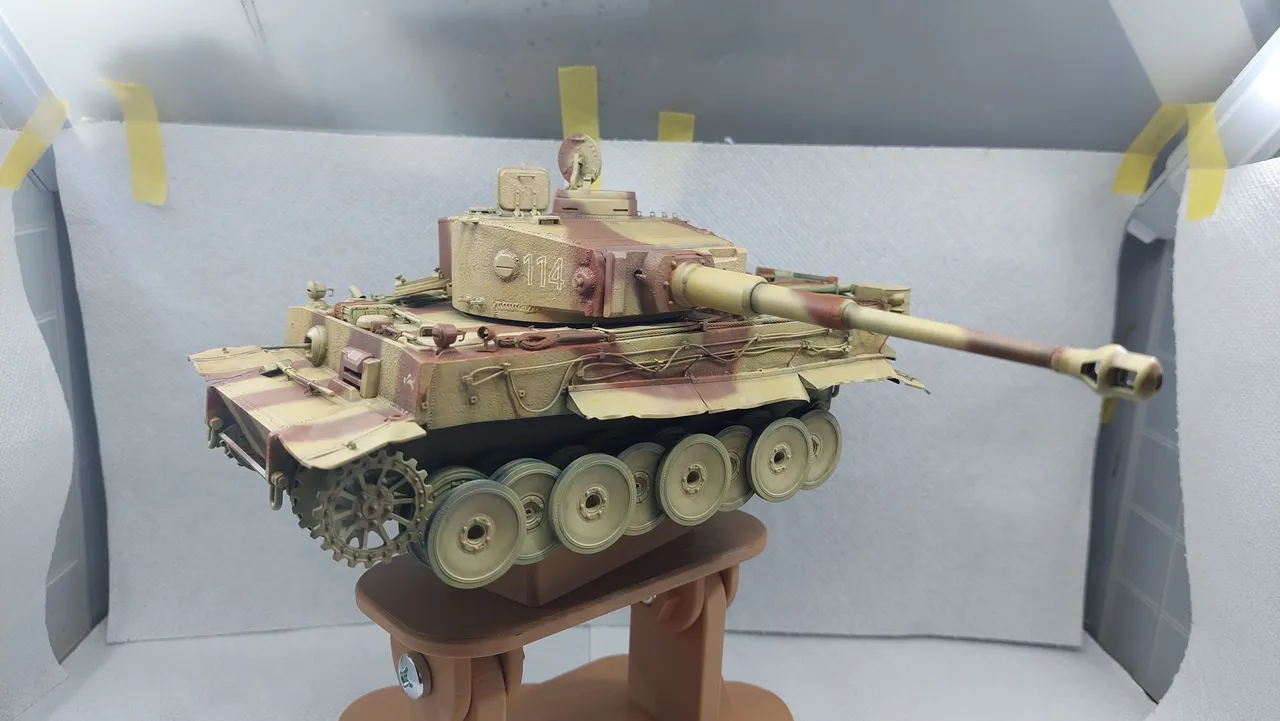 Model holder for painting by QuixEros | Download free STL model ...