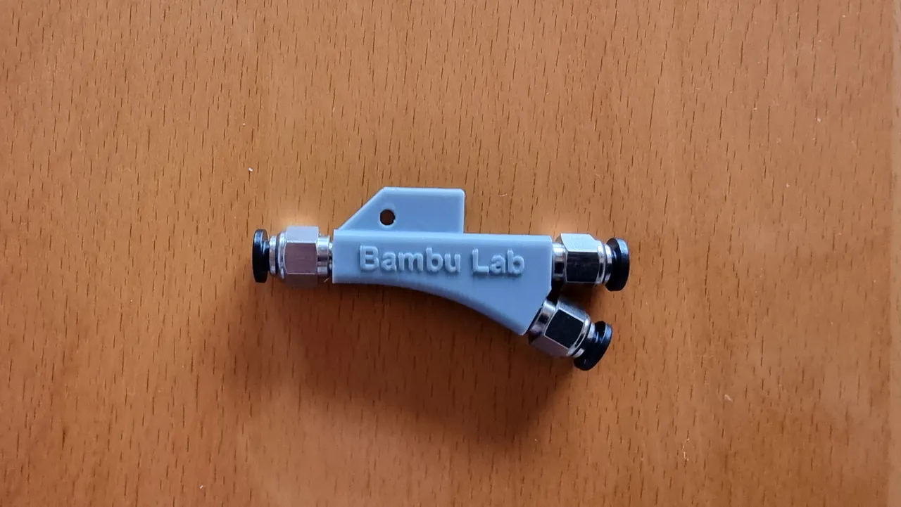 Bowden Tube Y-Splitter with PC4-M6 Connections and Attachment by ...