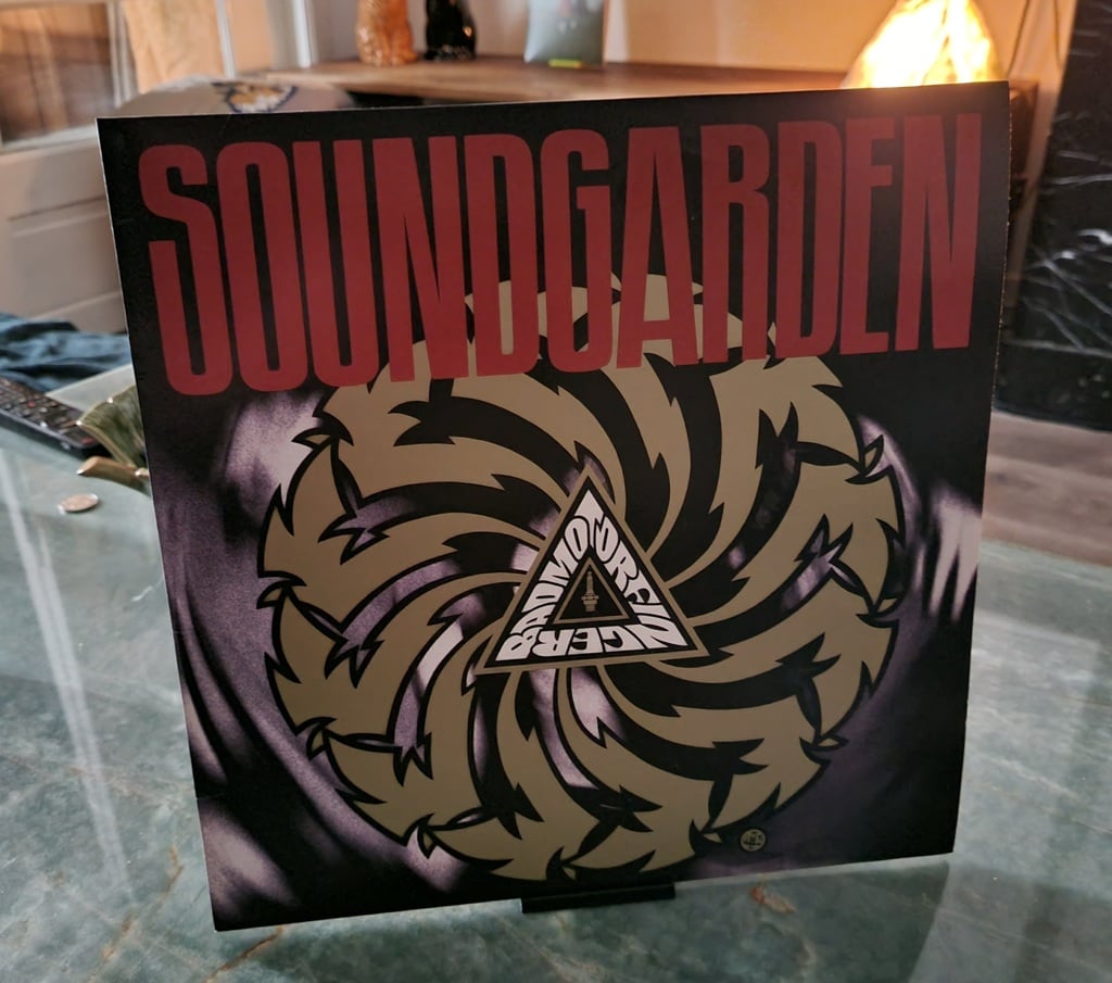 Vinyl record display stand by bazzzzzzz | Download free STL model ...