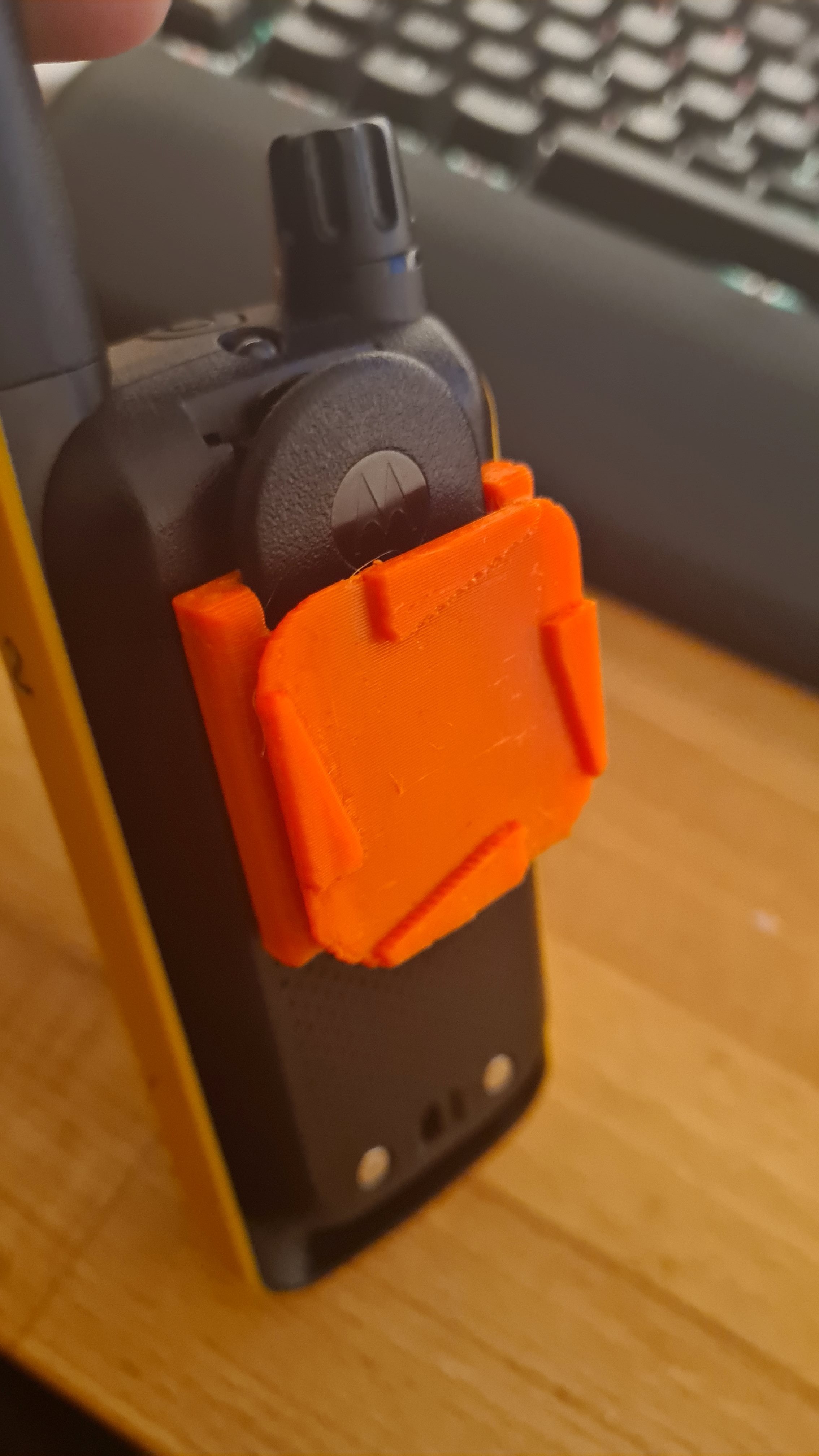 Motorola T82 - Peak design adapter by J4N | Download free STL model ...