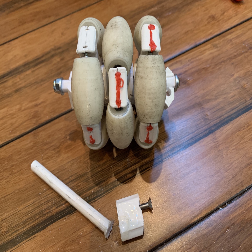 Center Axle Mod for Mr. Baddeley's Mark III Astromech by Eebel ...