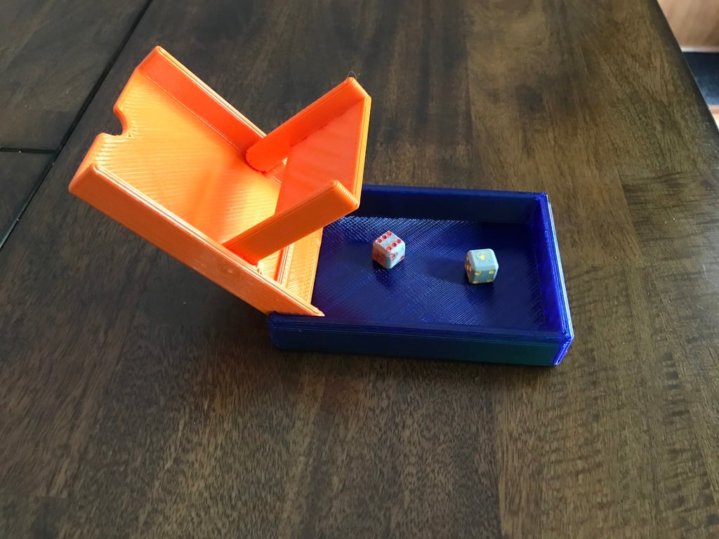 Portable Dice Tower with 16 mm Dice by Eebel | Printables Store